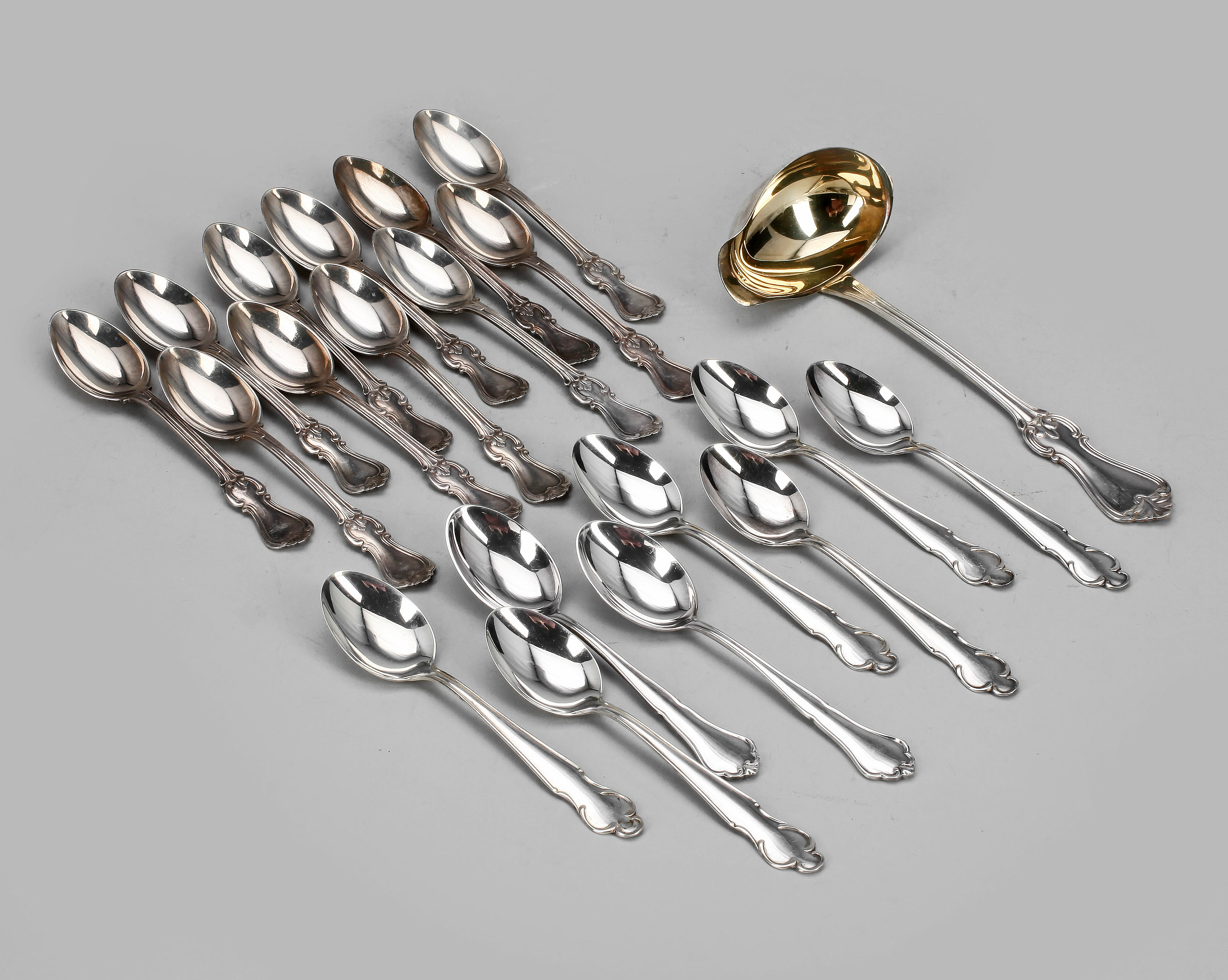 SKEDAR, 20 st, silver, bland annat GAB, Stockholm, 1959. Total vikt ca ...