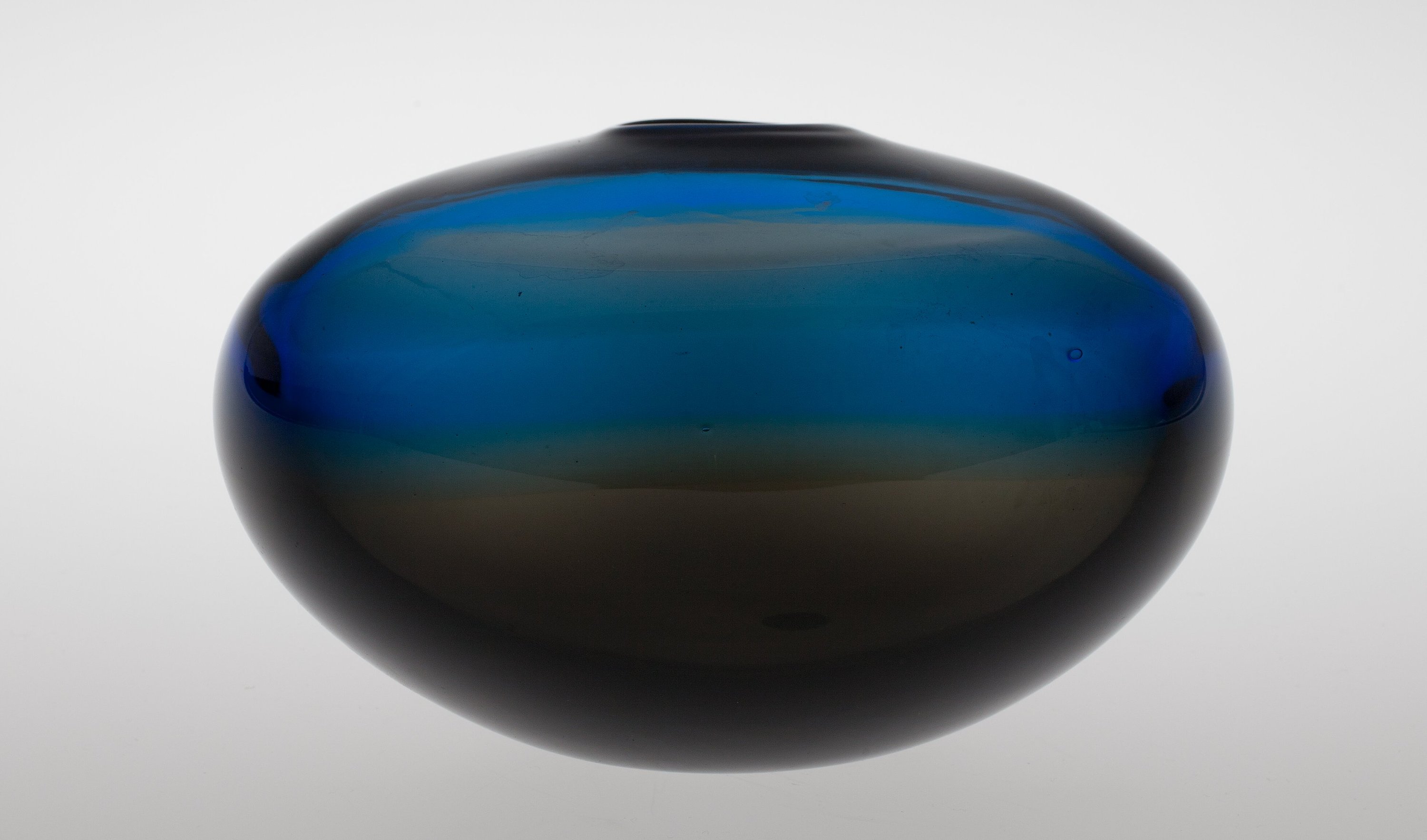 Timo Sarpaneva, A GLASS SCULPTURE. - Bukowskis