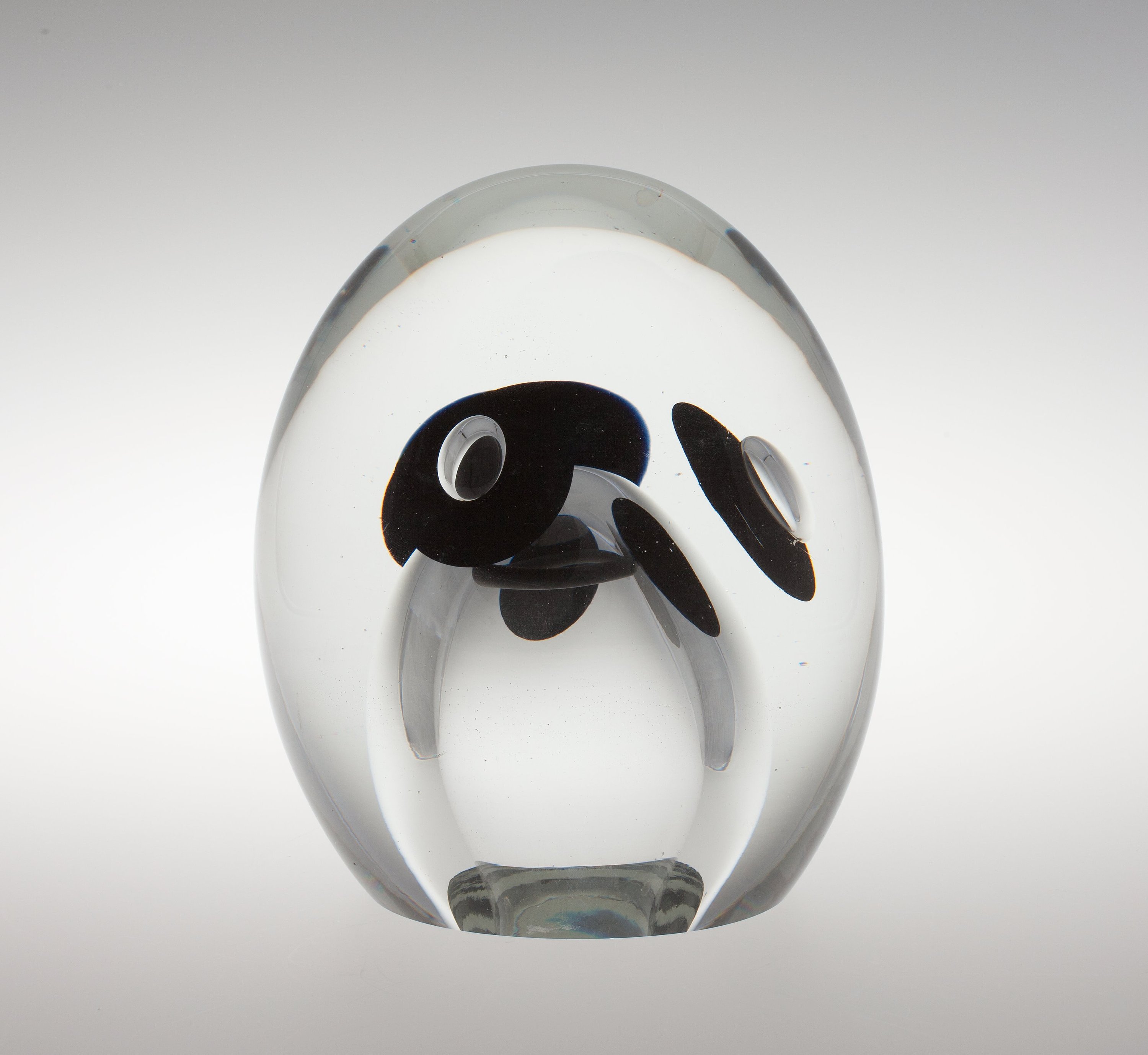 Timo Sarpaneva, A GLASS SCULPTURE. - Bukowskis