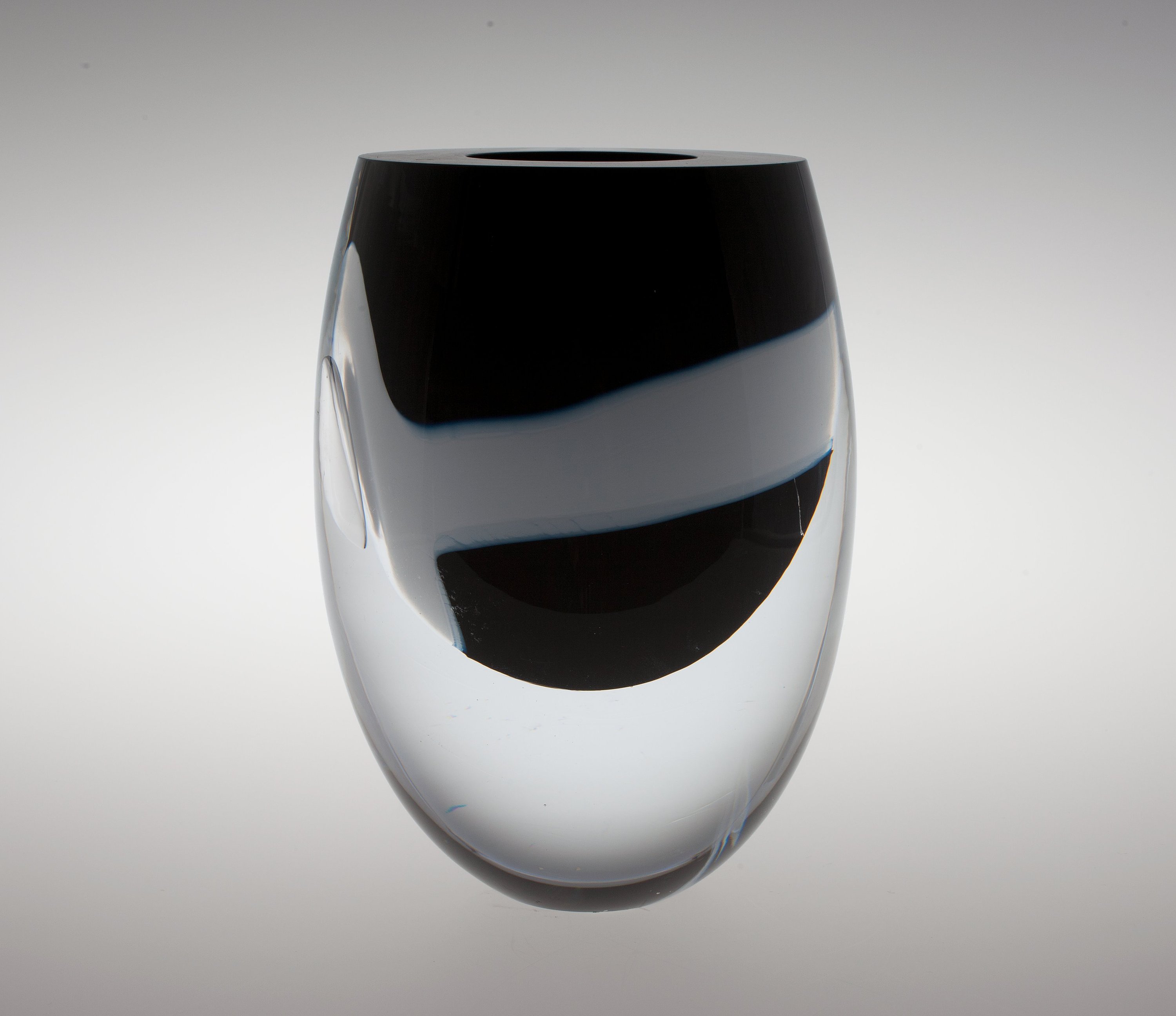 Timo Sarpaneva, A GLASS SCULPTURE. - Bukowskis