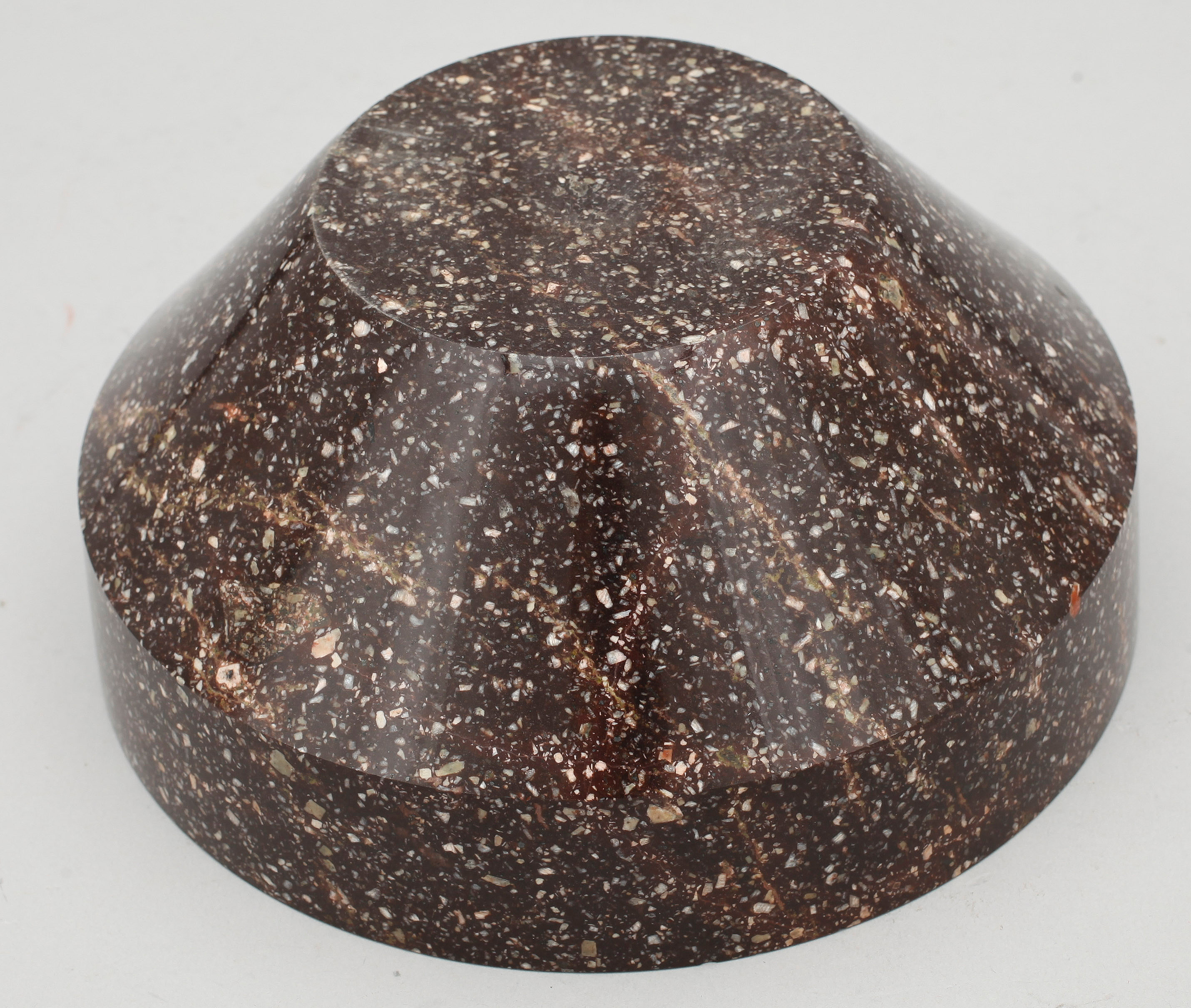 MORTEL, porfyr, Älvdalen, 1800-tal. - Bukowskis