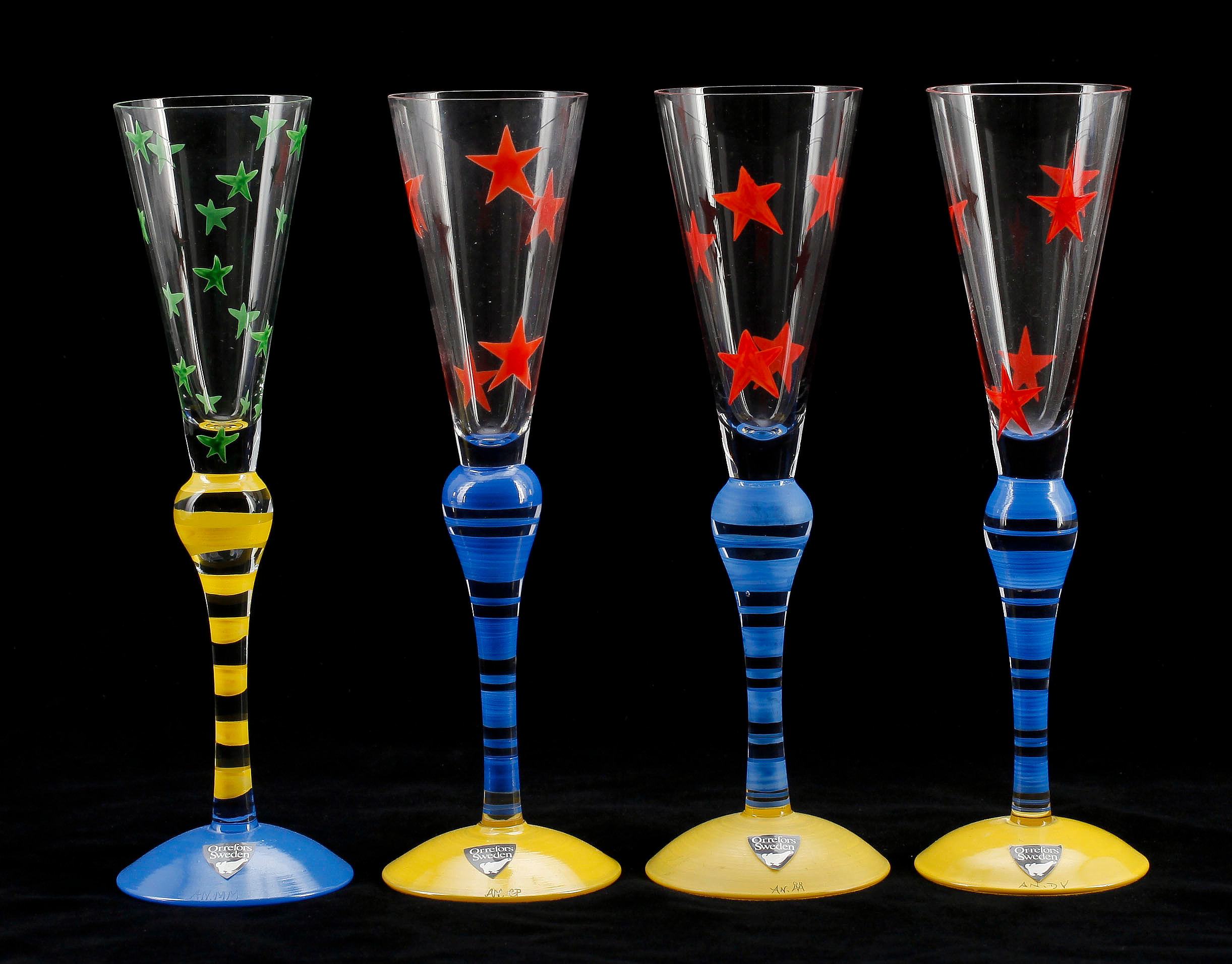 SNAPSGLAS, 4 st, "Clown", Anne Nilsson, Orrefors, signerade. - Bukowskis