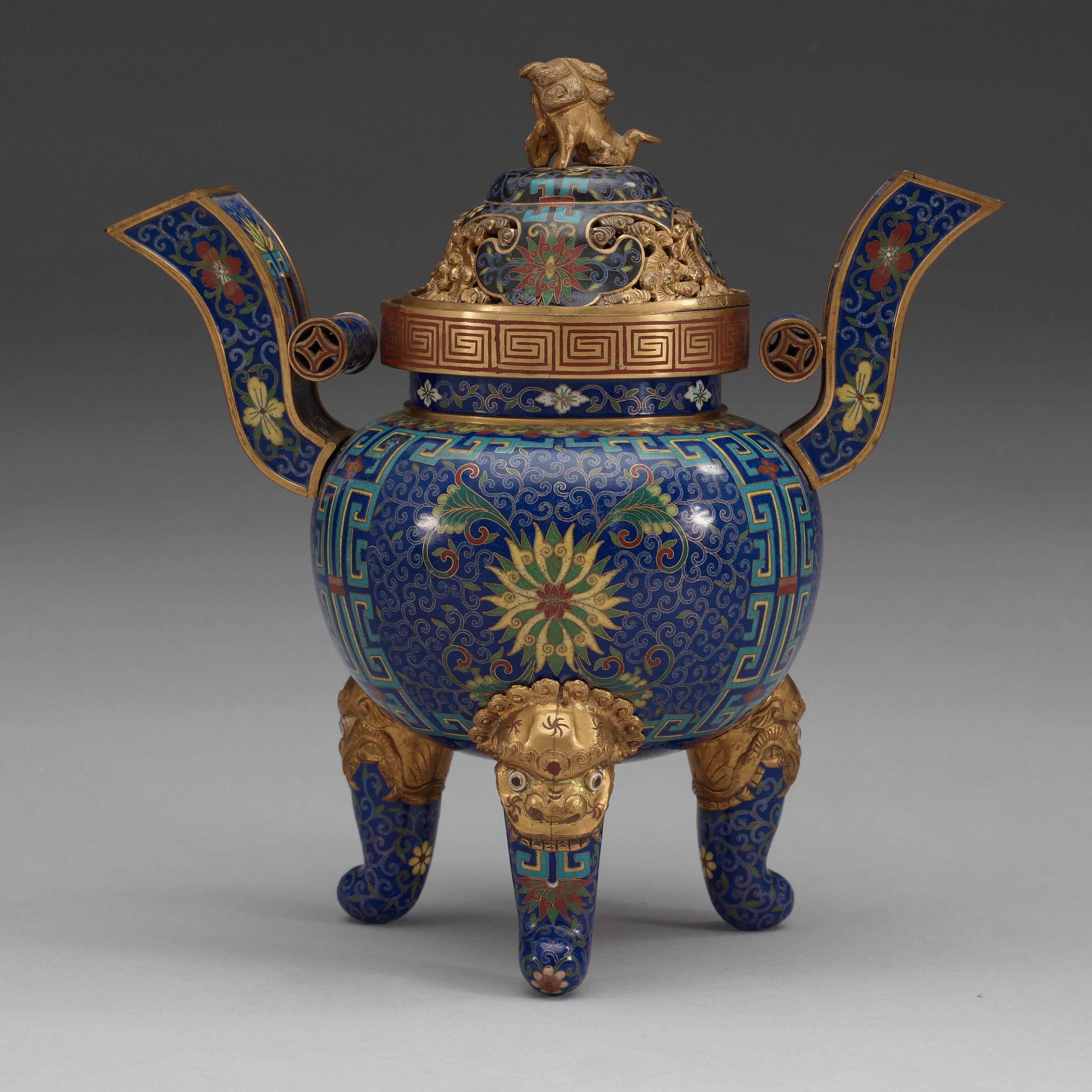 A cloisonné tripod censer, late Qing dynasty (1644-1912). Cover marked ...
