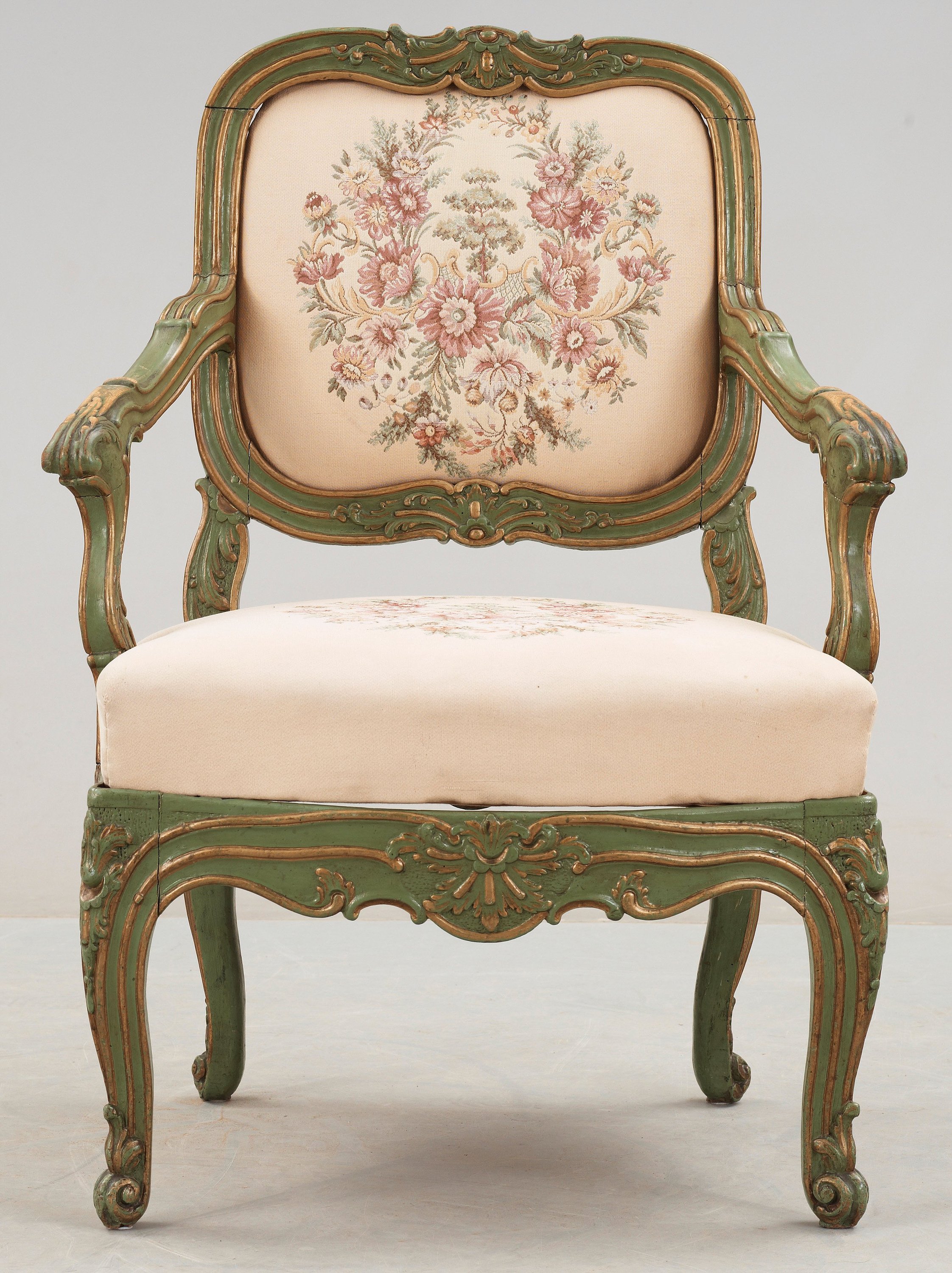 A Rococo 18th century armchair. - Bukowskis