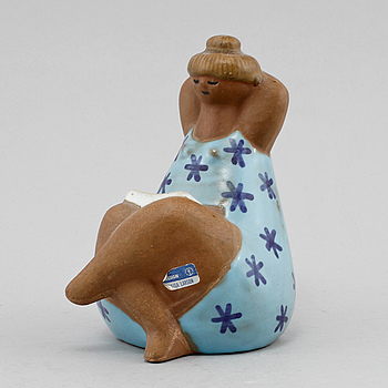 Slutpris för 410722. FIGURIN, stengods, Lisa Larson,