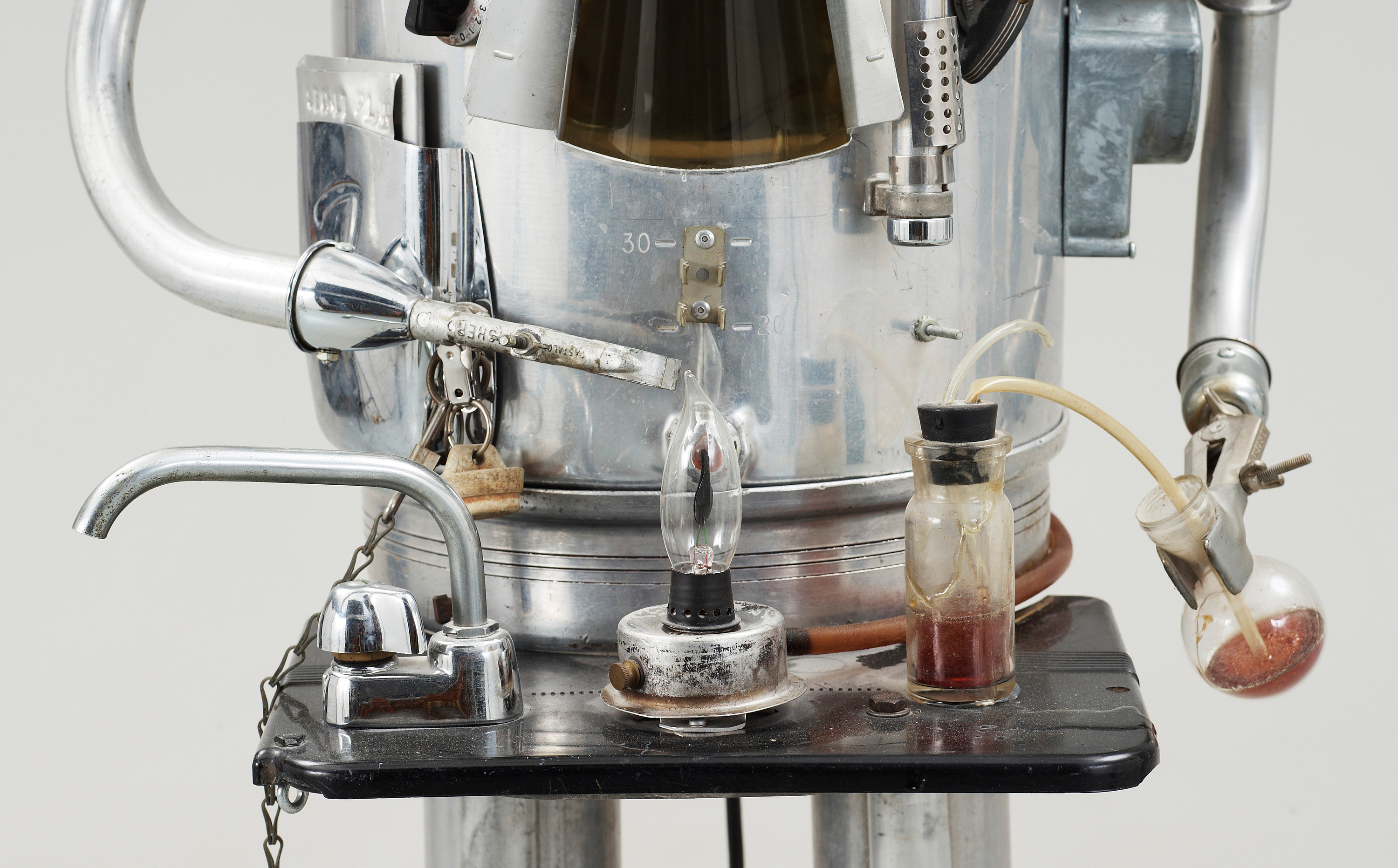 SKULPTUR, metall, glas samt plast, "Frankenstein Robot", Clayton Bailey ...