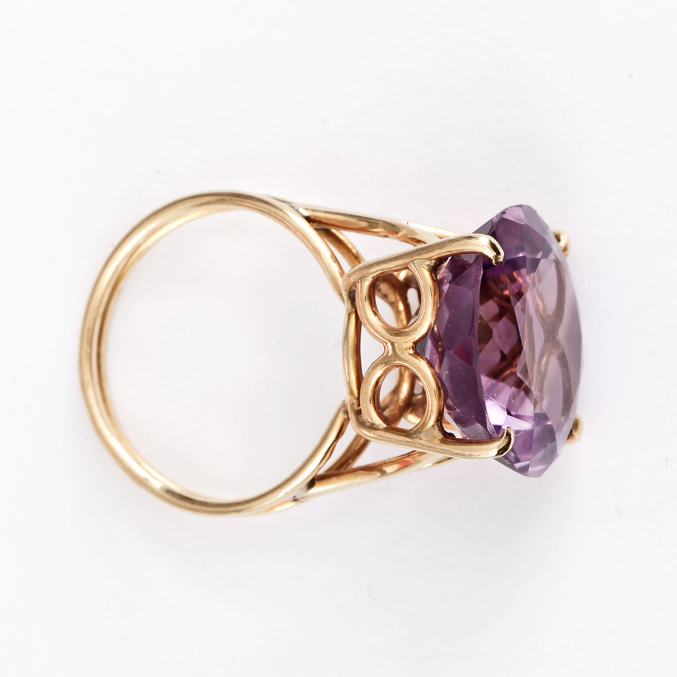 RING, 9k guld, ametist. - Bukowskis