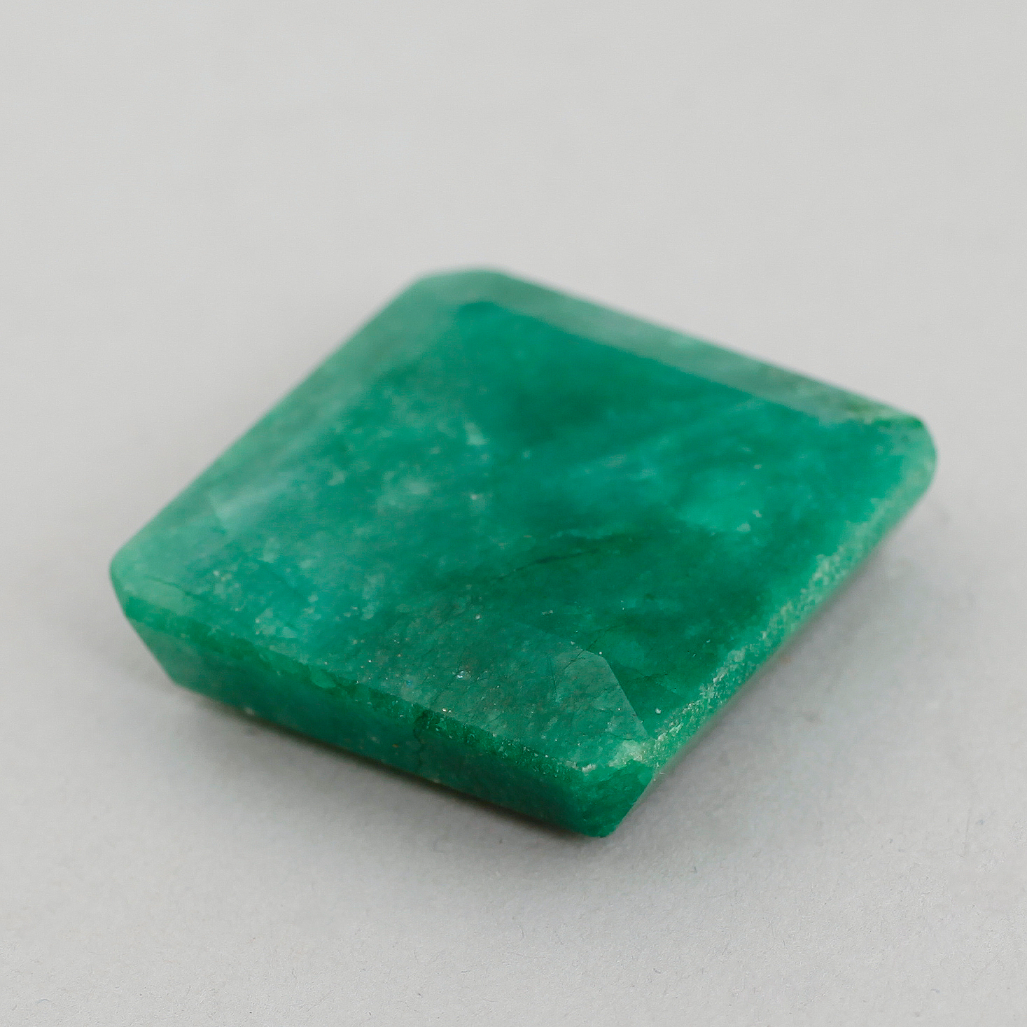 SMARAGD, ca 119 ct, oinfattad. - Bukowskis