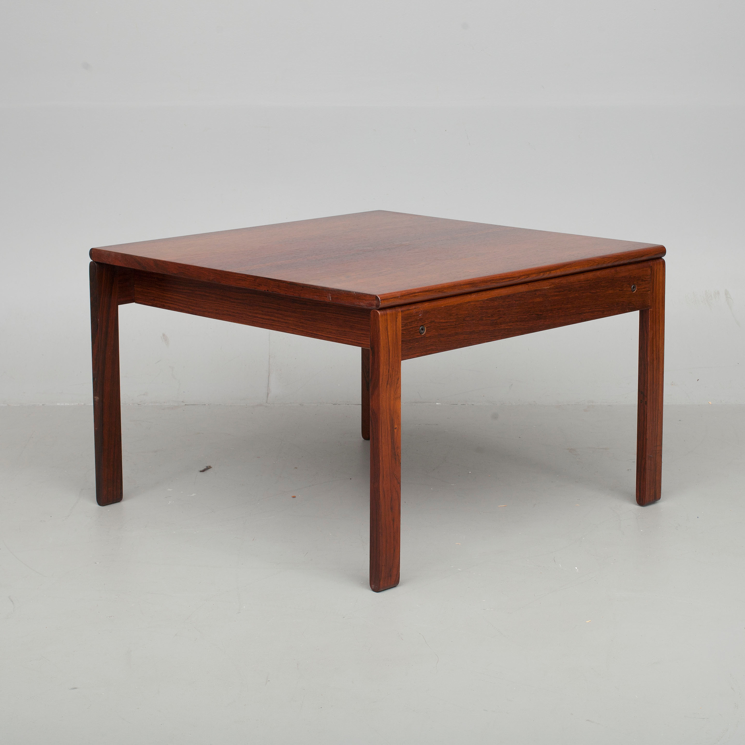 SOFFBORD, design Yrjö Kukkapuro, Haimi 1960-tal. - Bukowskis