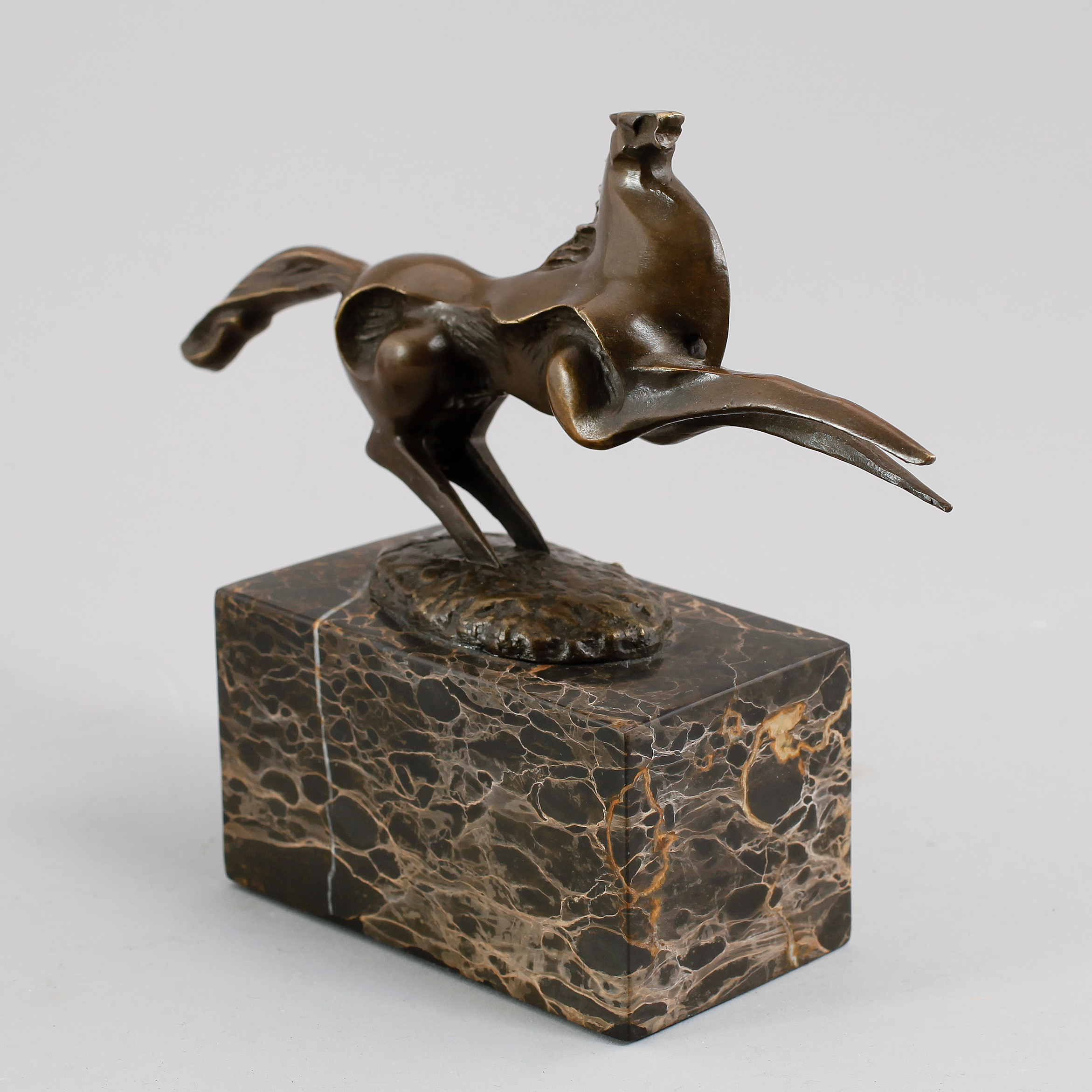 MAX MILO, skulptur, brons, "Galopperande hingst", signerad. - Bukowskis