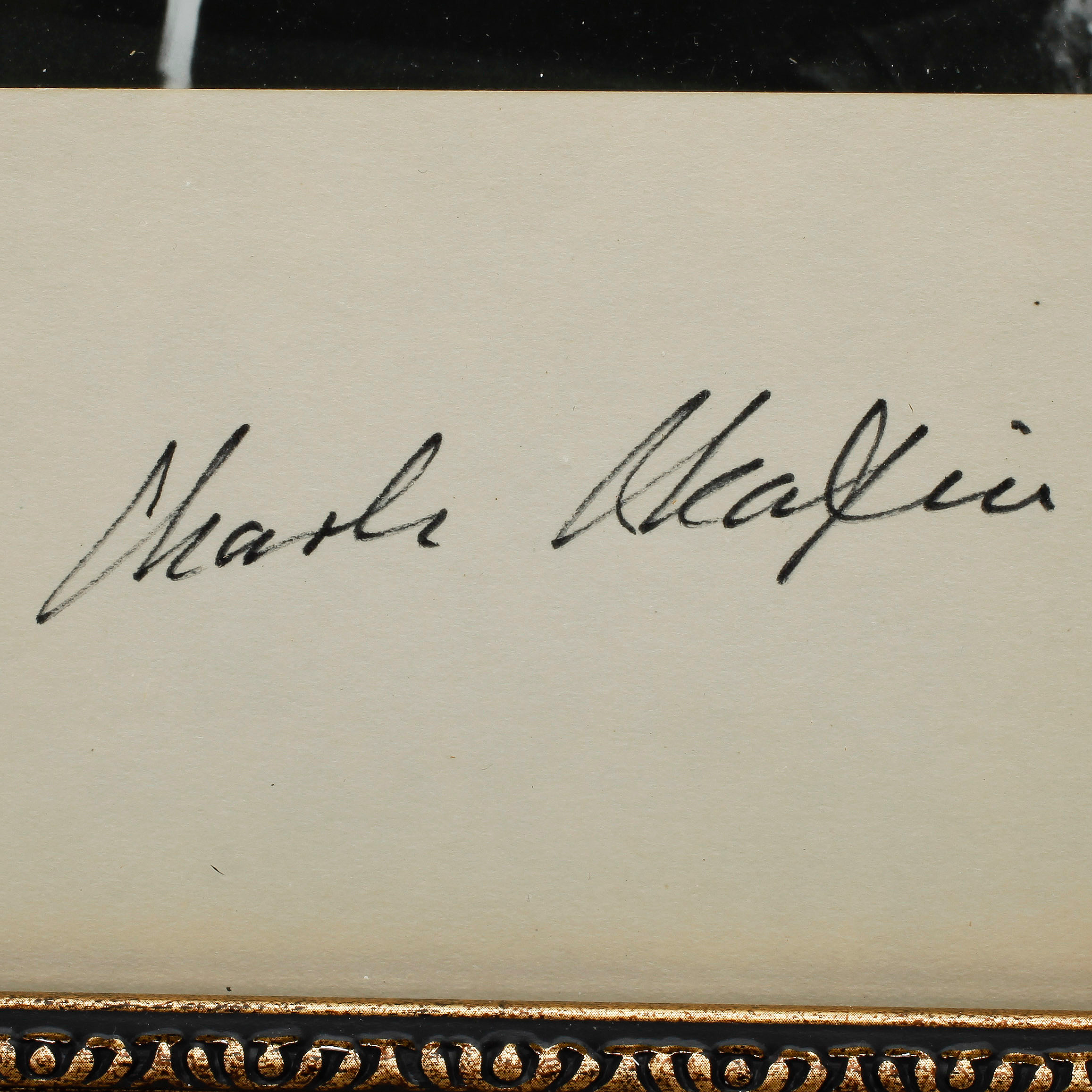 AUTOGRAF MED FOTOGRAFI, Charlie Chaplin, egenhändigt sign. - Bukowskis