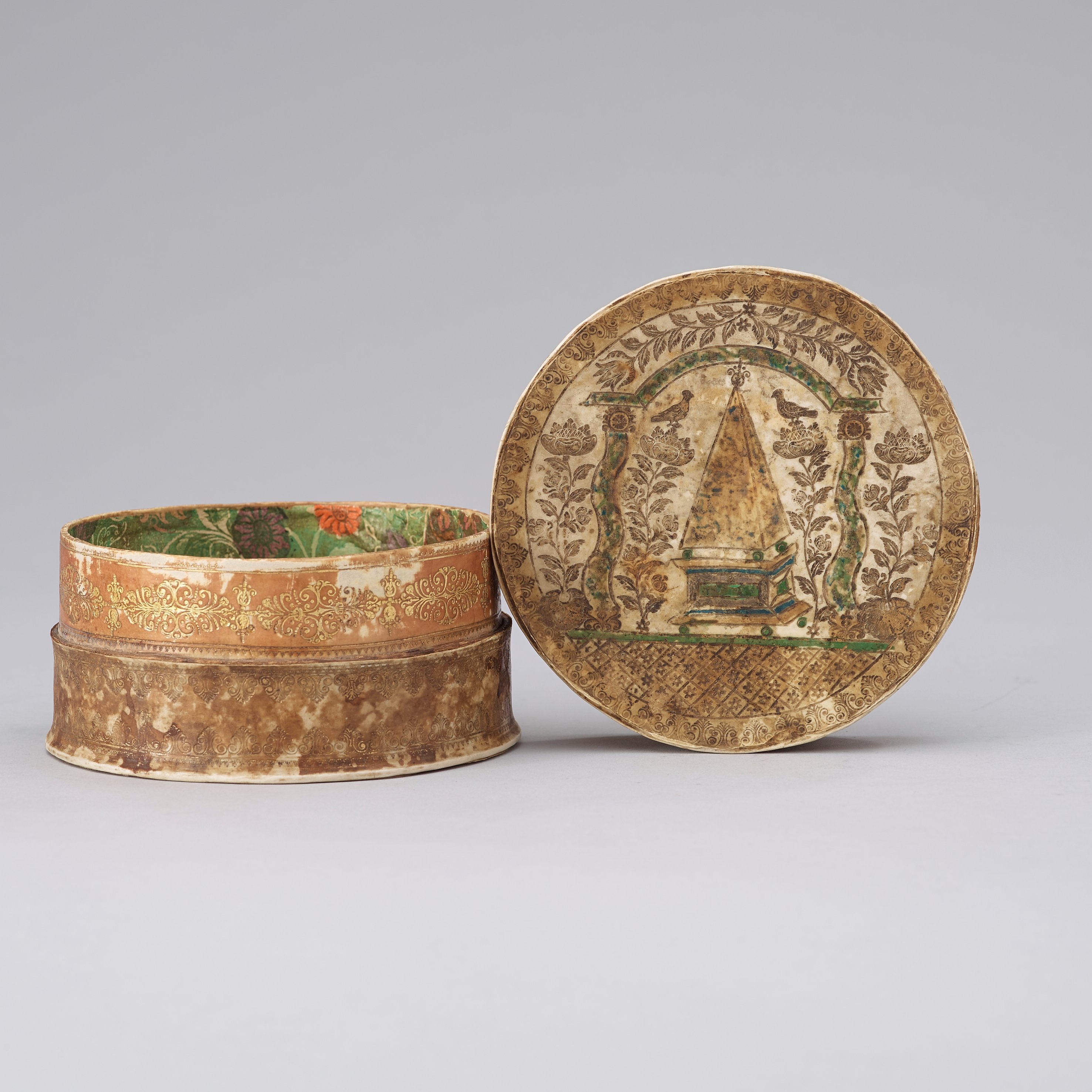 A Baroque parchment box dated 1730. - Bukowskis