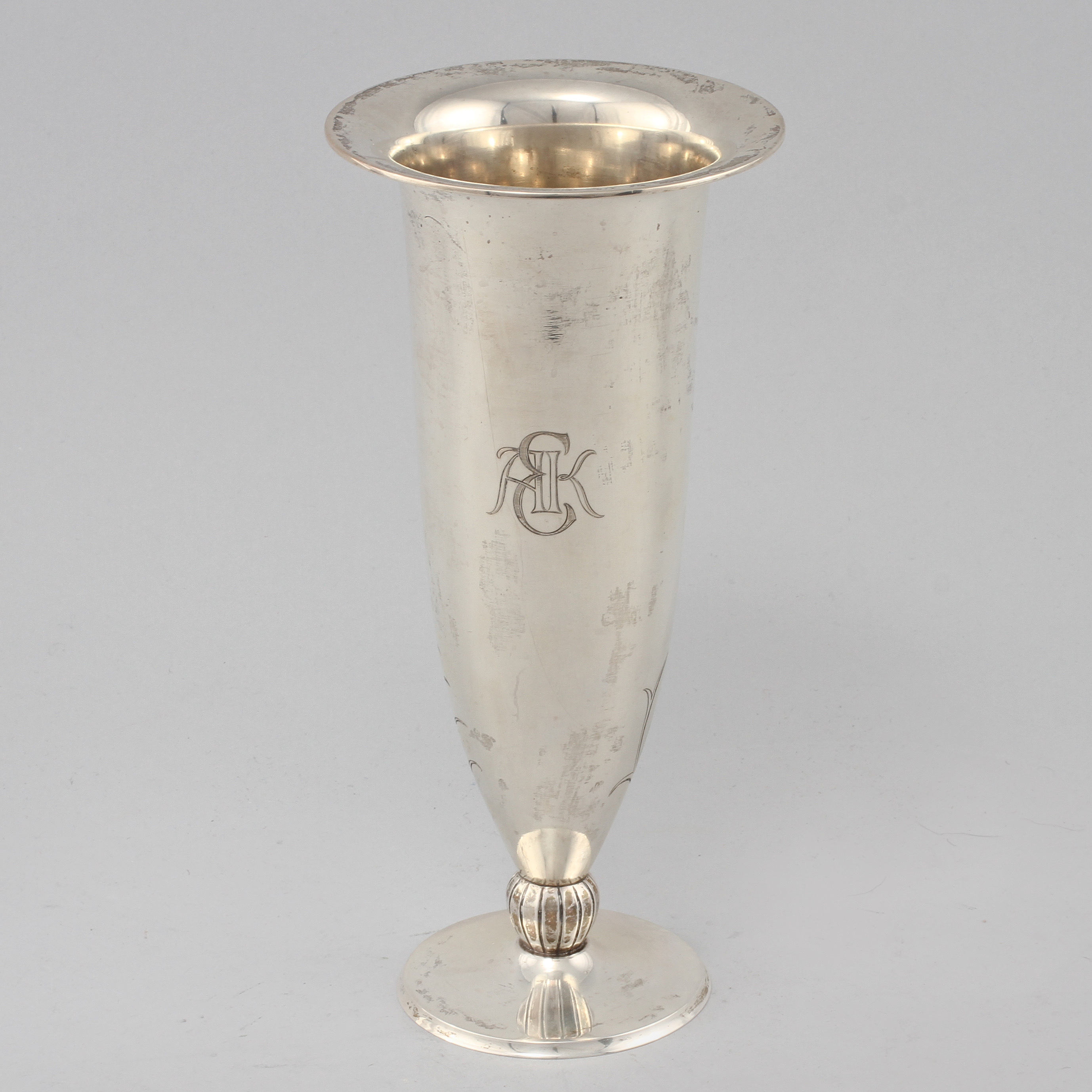 VAS, silver, importstämplar, 1900-talets första hälft. Vikt 280 g ...