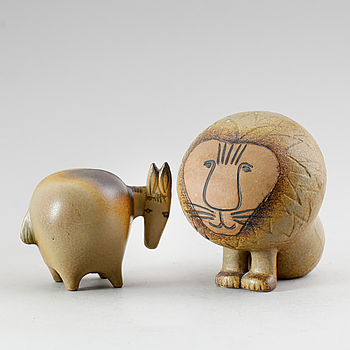 FIGURER, 2 st, stengods, Lisa Larson, Gustavsberg. - Bukowskis