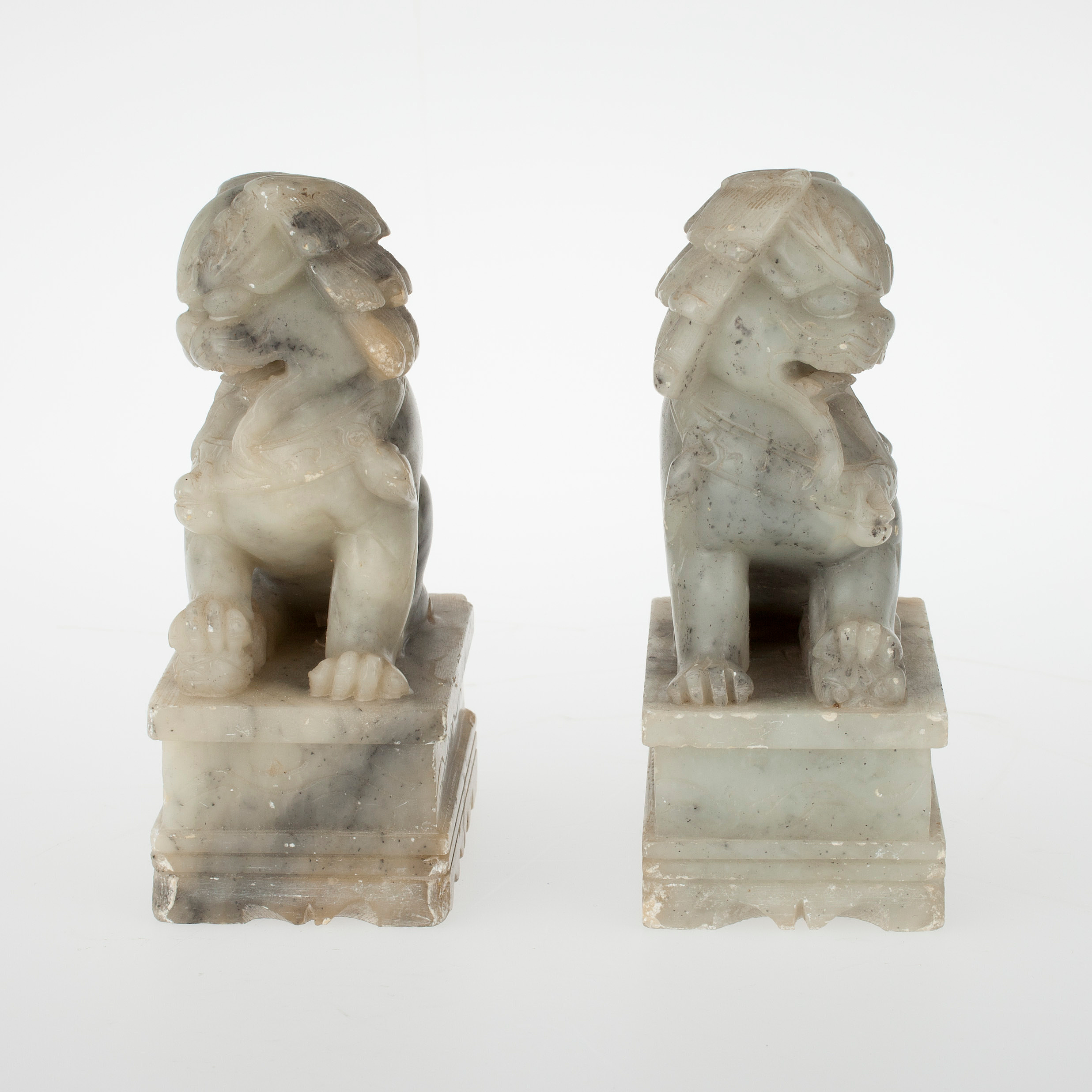 FO-HUNDAR, ett par, soapstone, Kina 1900-tal. - Bukowskis