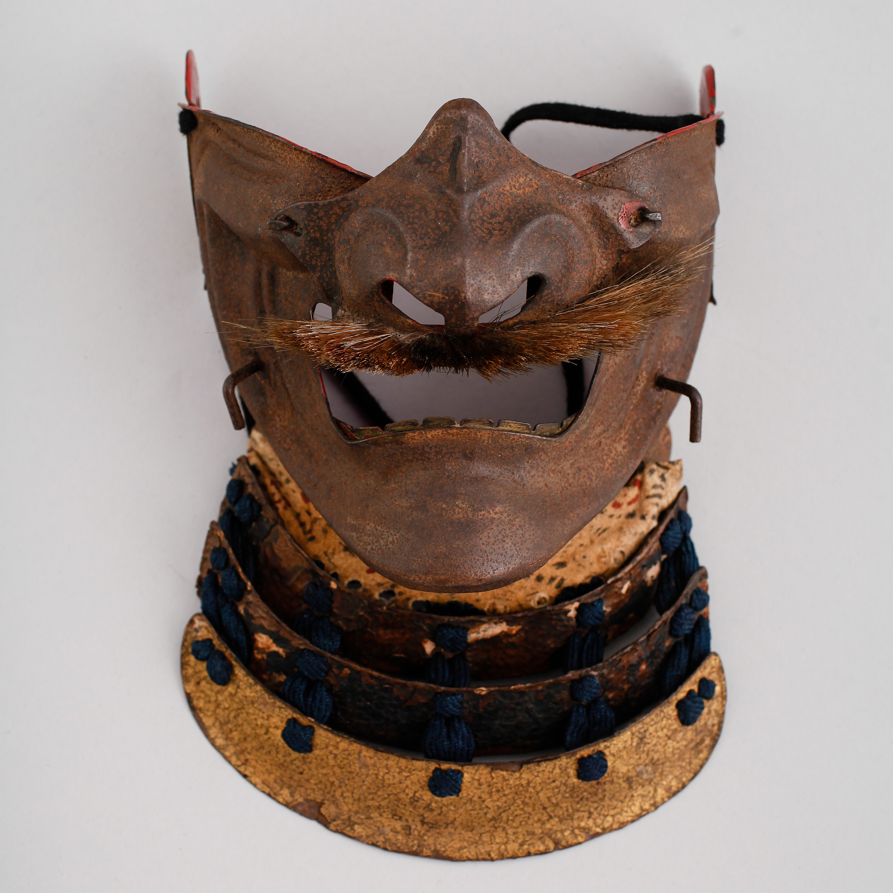 MASK, järn, Mempo, 1650-1750. - Bukowskis