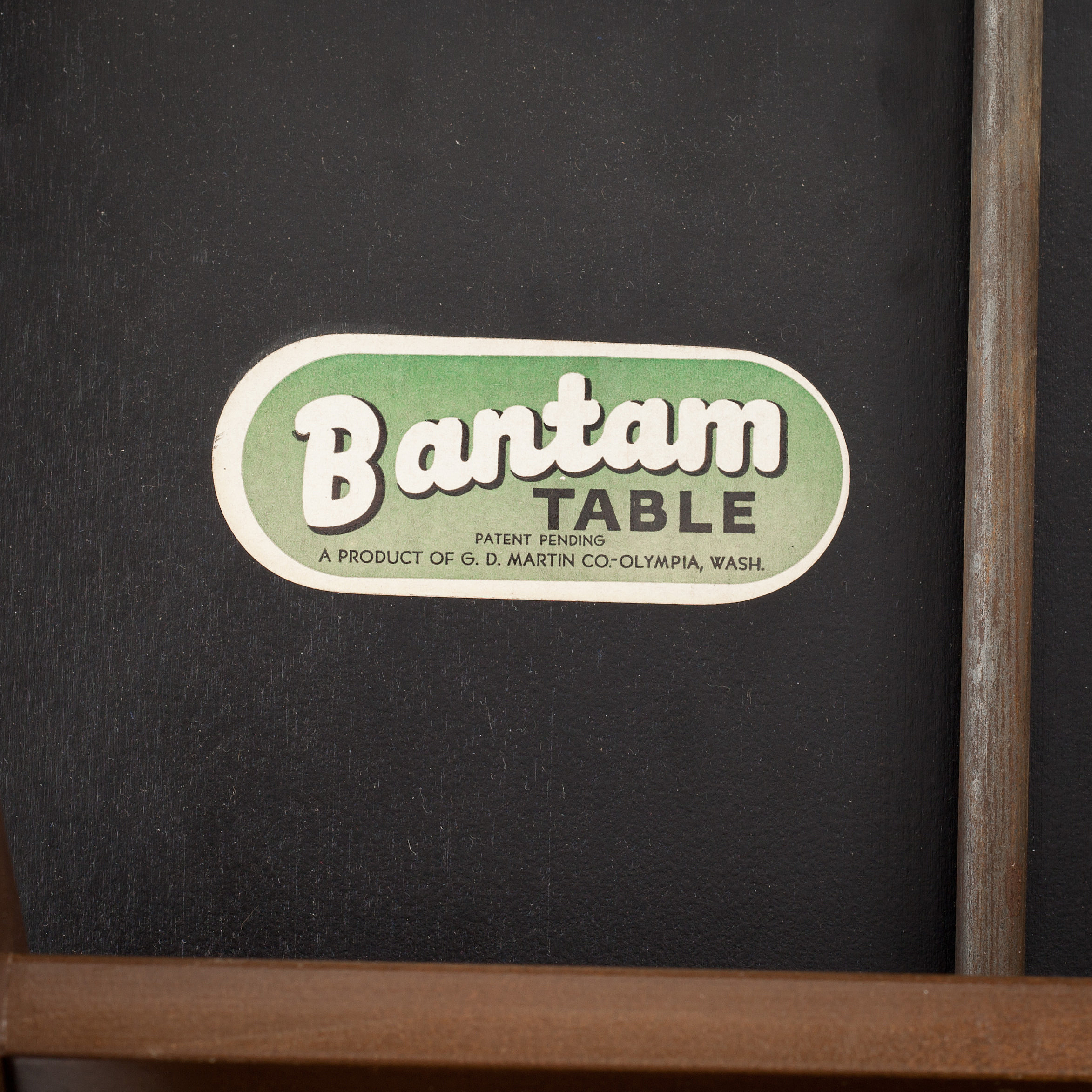 DRINKBORD, 4 st "Bantam table", 4 st. 1900-talets andra hälft. - Bukowskis