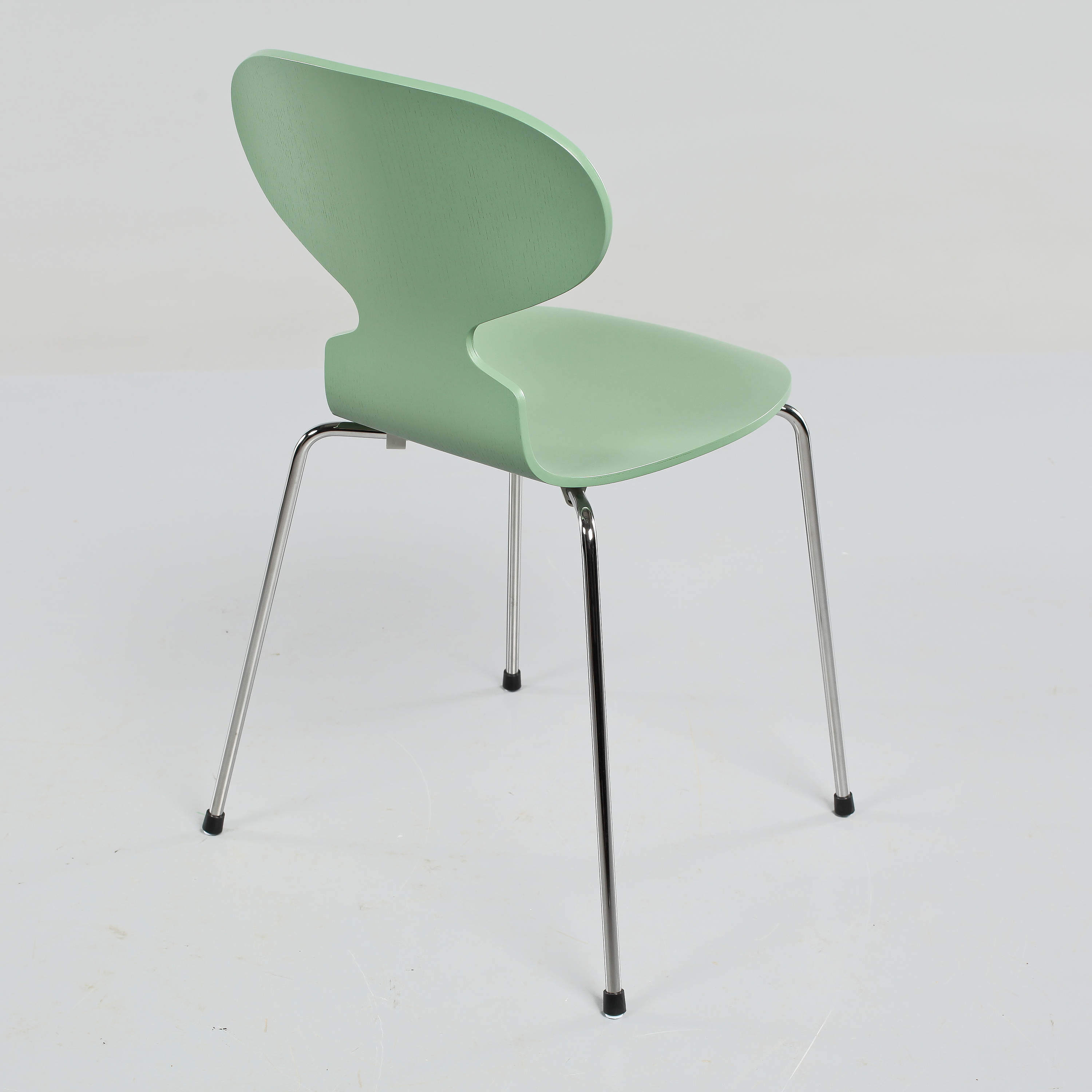 STOL, "Myran", Arne Jacobsen för Fritz Hansen, 2012. - Bukowskis