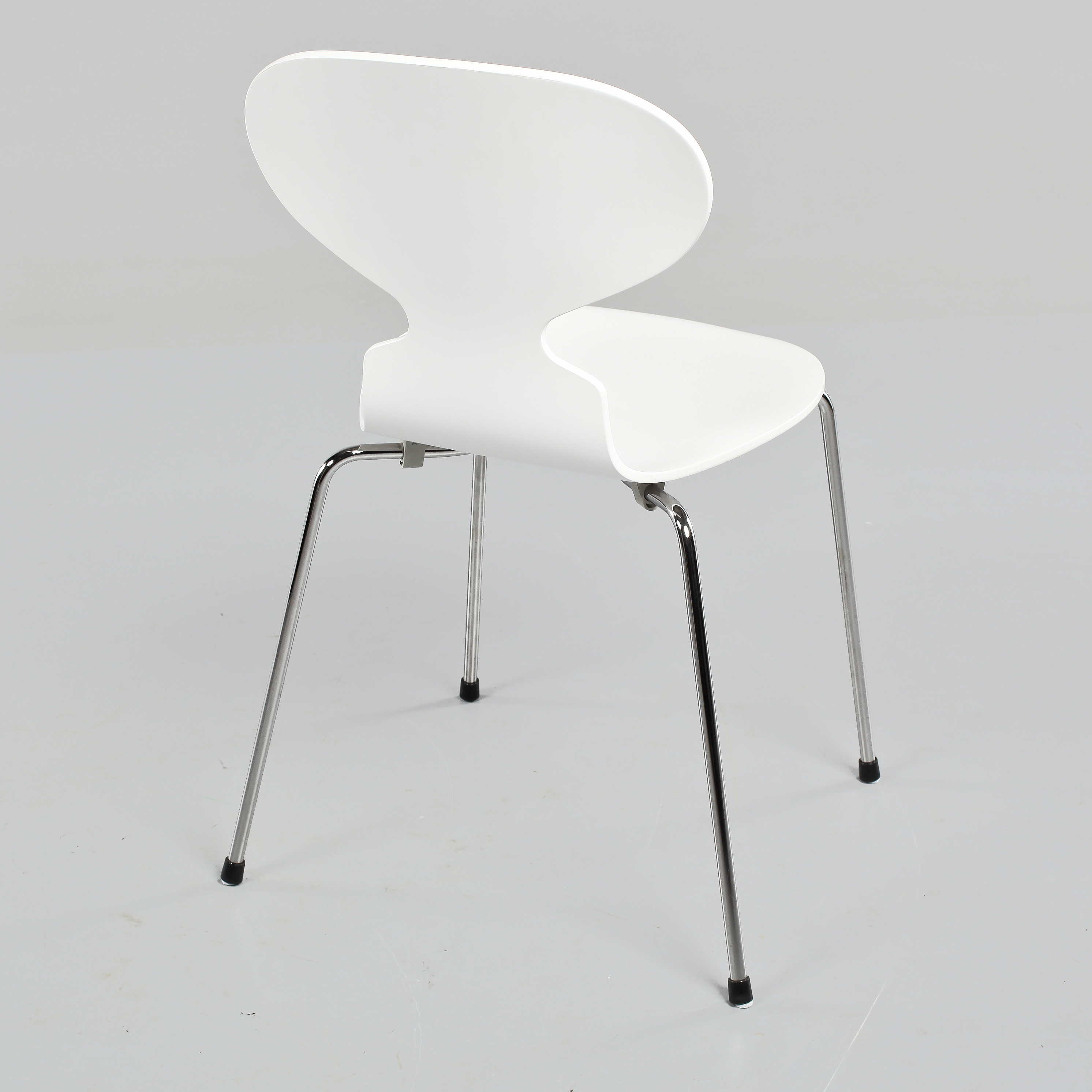 STOL, "Myran", Arne Jacobsen för Fritz Hansen, 2007. - Bukowskis