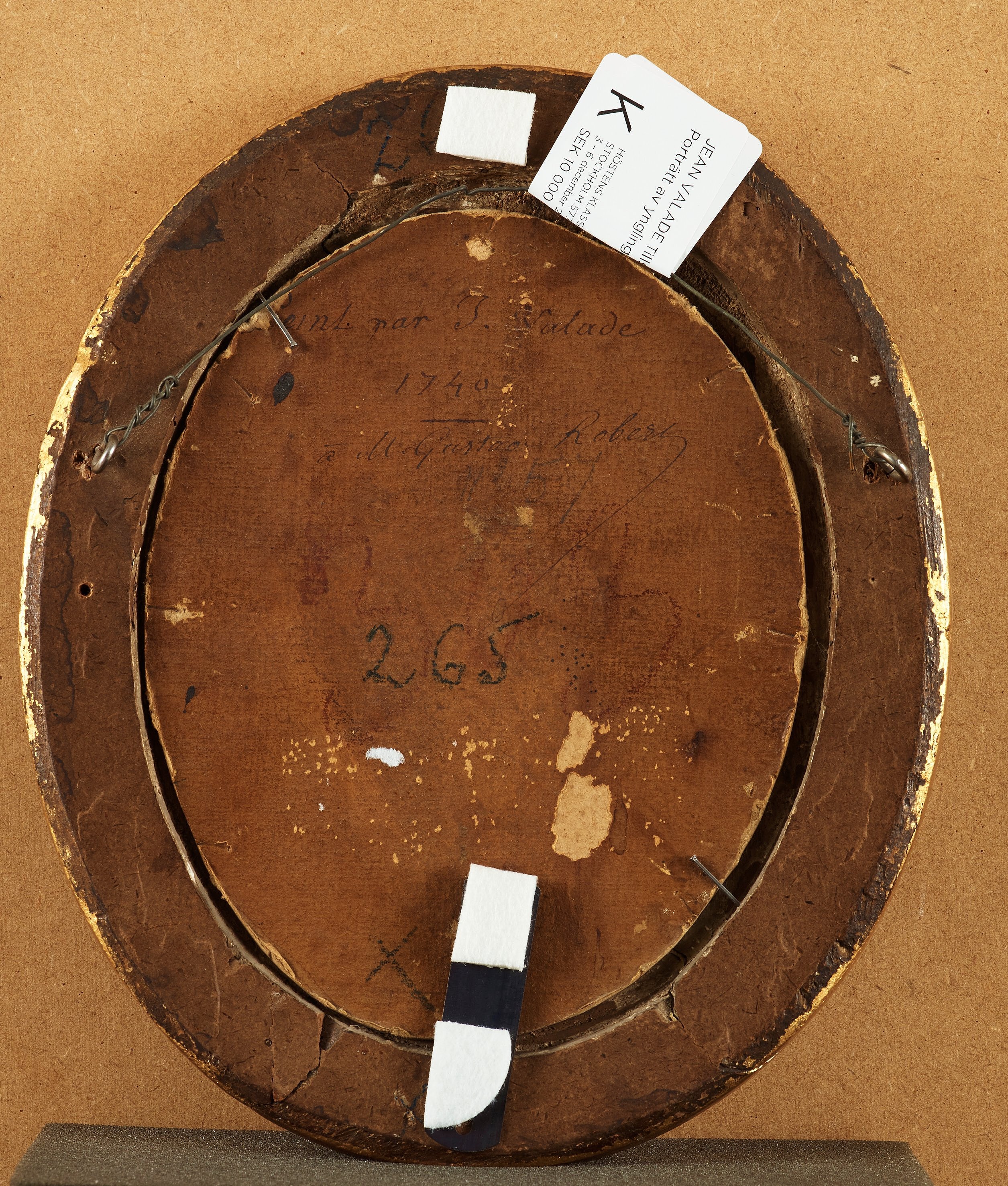 Jean Valade Attributed to, Portrait of a young gentleman. - Bukowskis