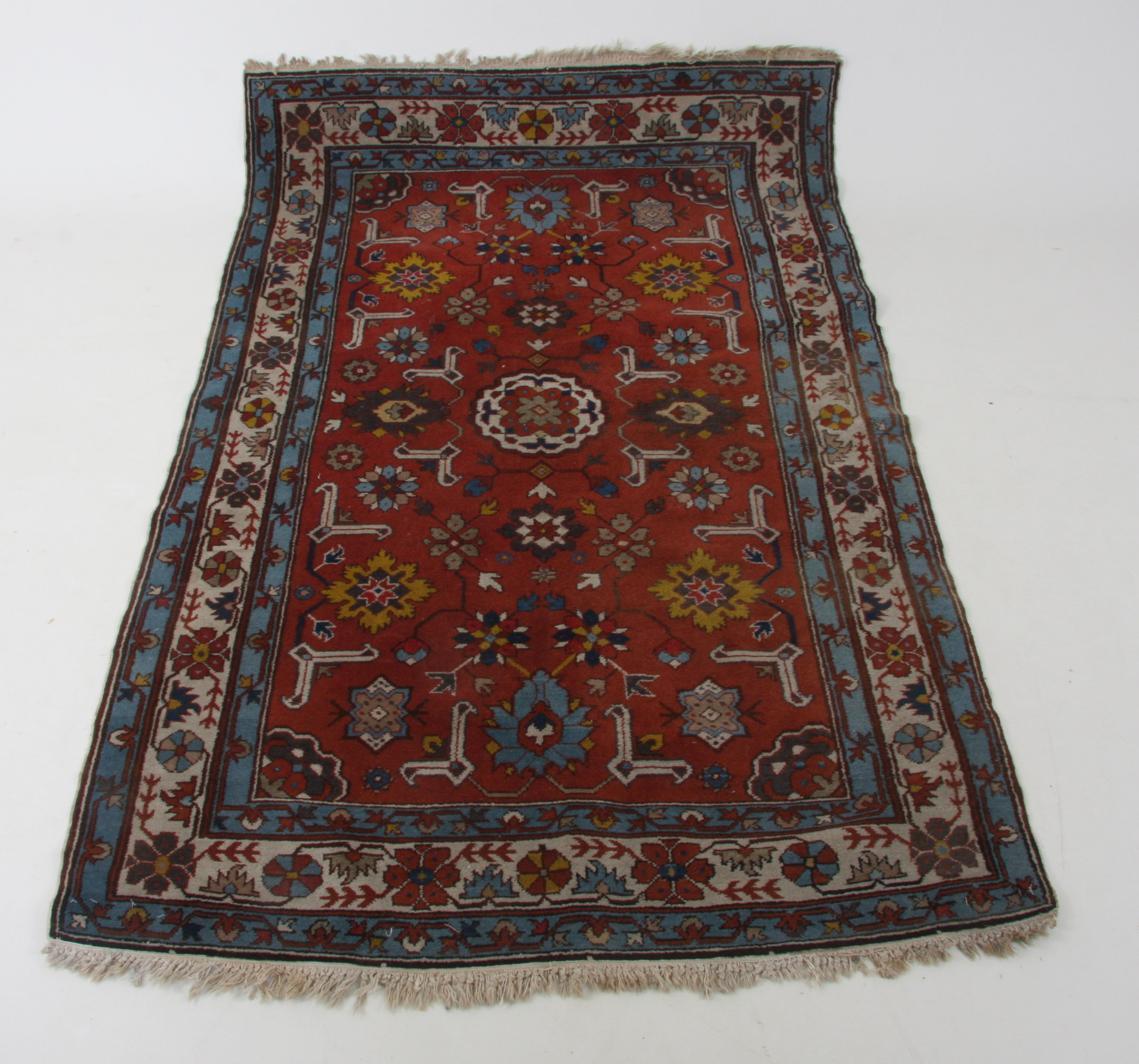 MATTA, orientalisk. 180 x 116. Proveniens: Git Gay. - Bukowskis