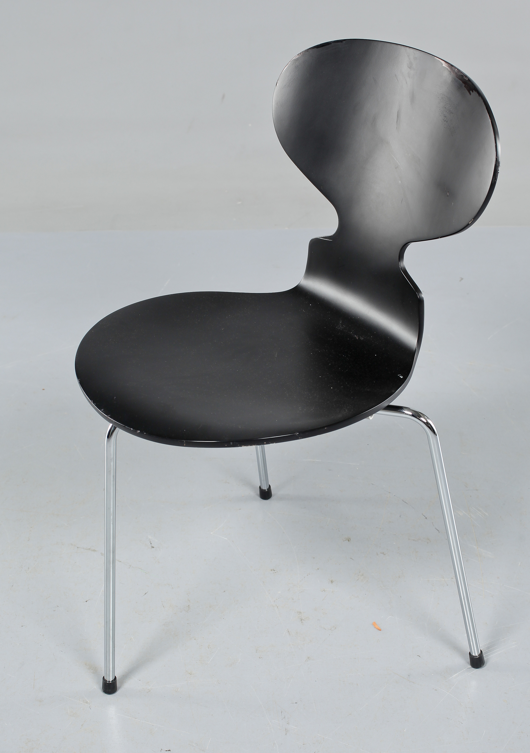 STOL, "Myran", Arne Jacobsen, Fritz Hansen, detta exemplar tillverkat ...