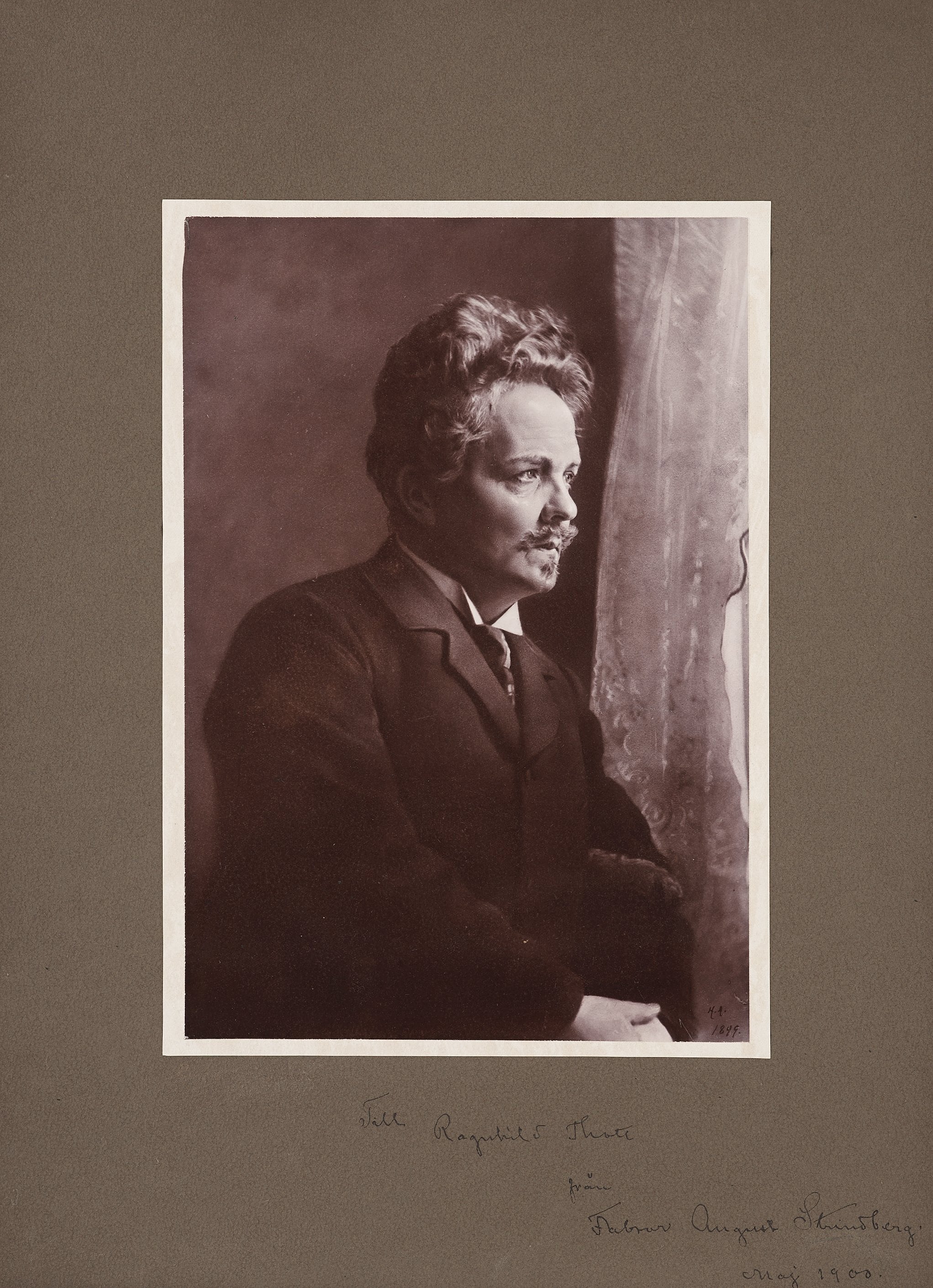 FOTOGRAFI, föreställande August Strindberg, av Herman Andersson 1899 ...