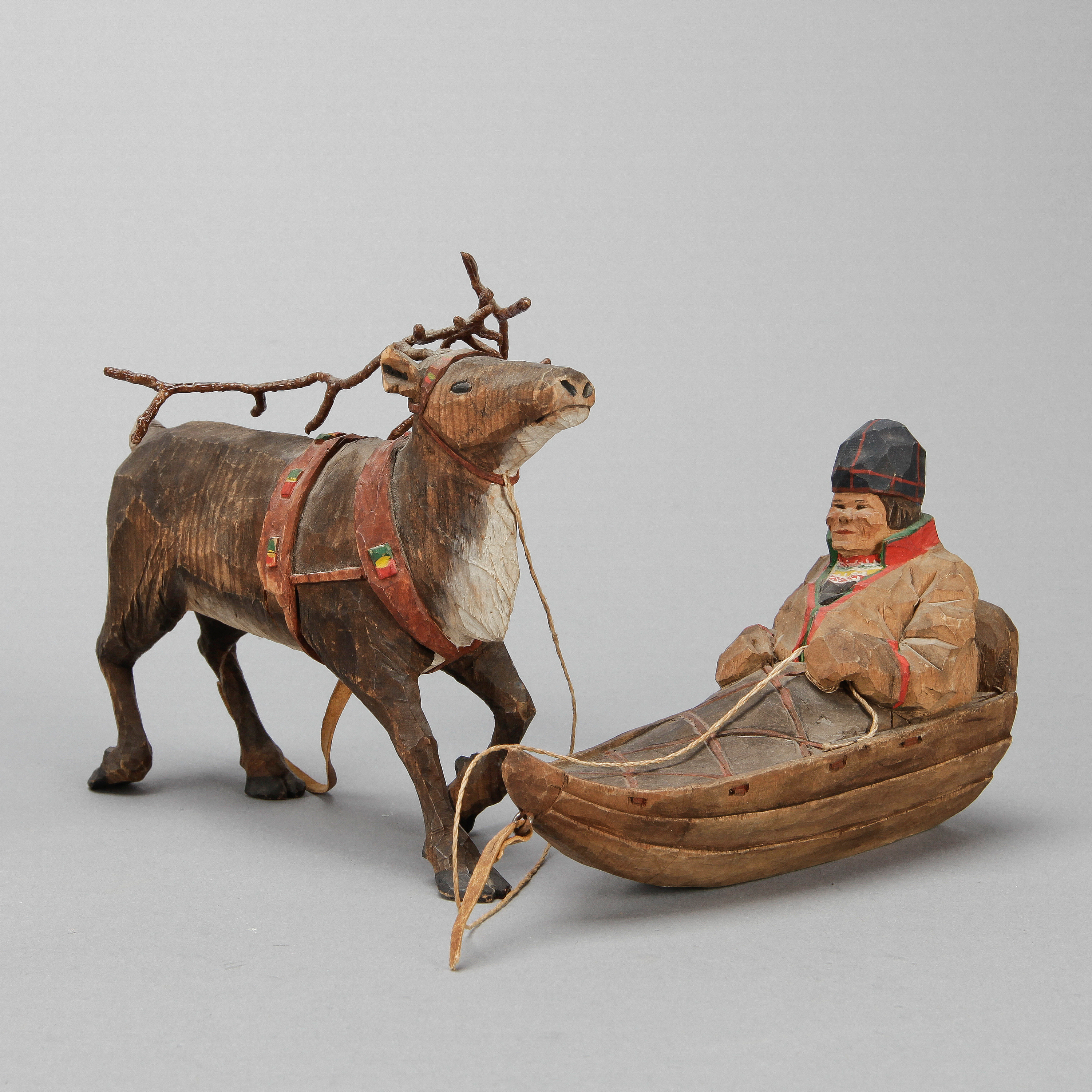 FIGURGRUPP, 9 delar, Torborg Lindberg-Karlsson, monogramsignerade ...