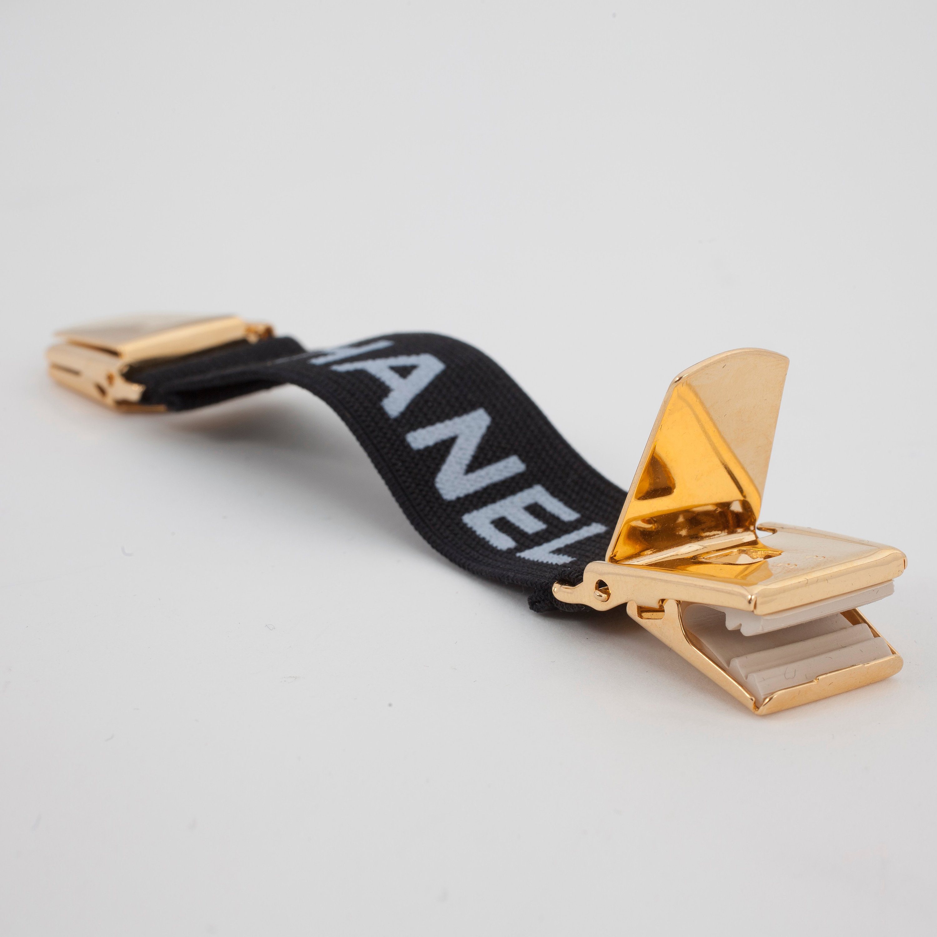 CHANEL, a strap. - Bukowskis