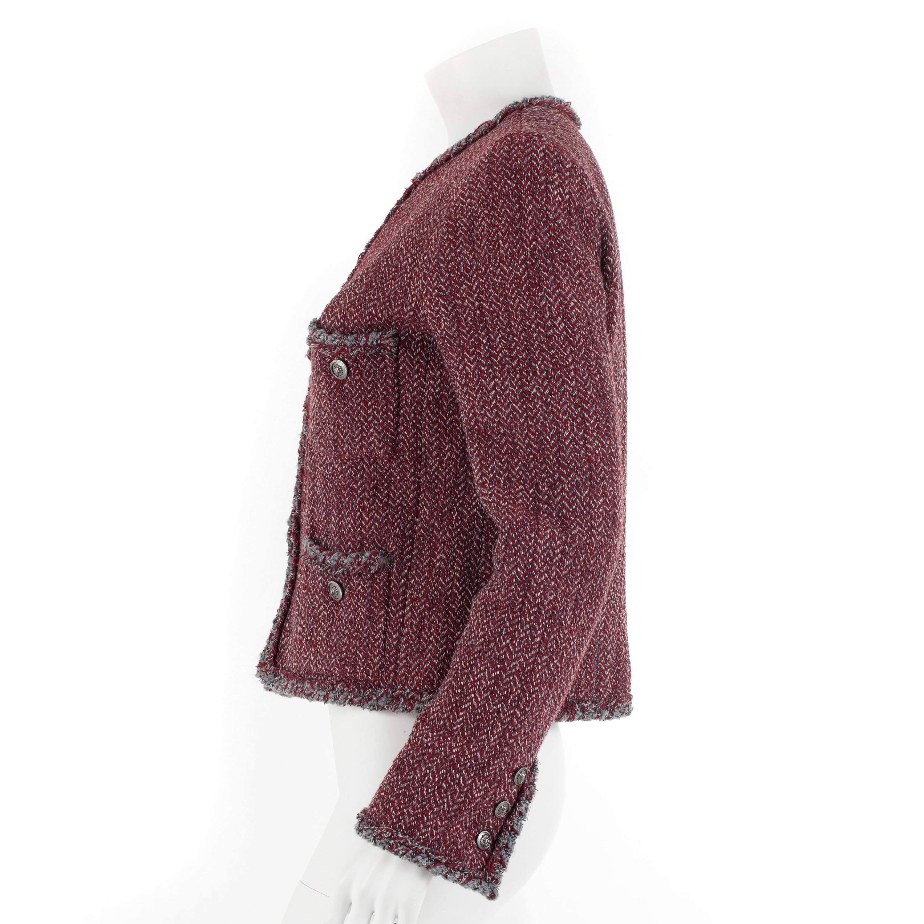CHANEL, a red woolblend jacket. French size 42. - Bukowskis