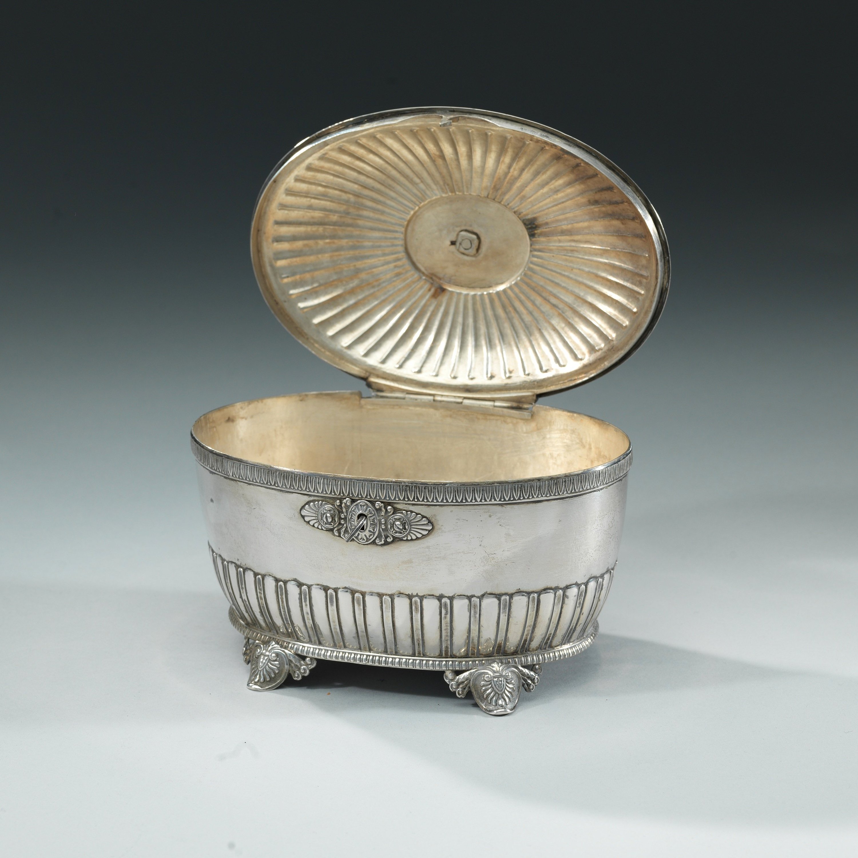 A SUGAR BOX. - Bukowskis