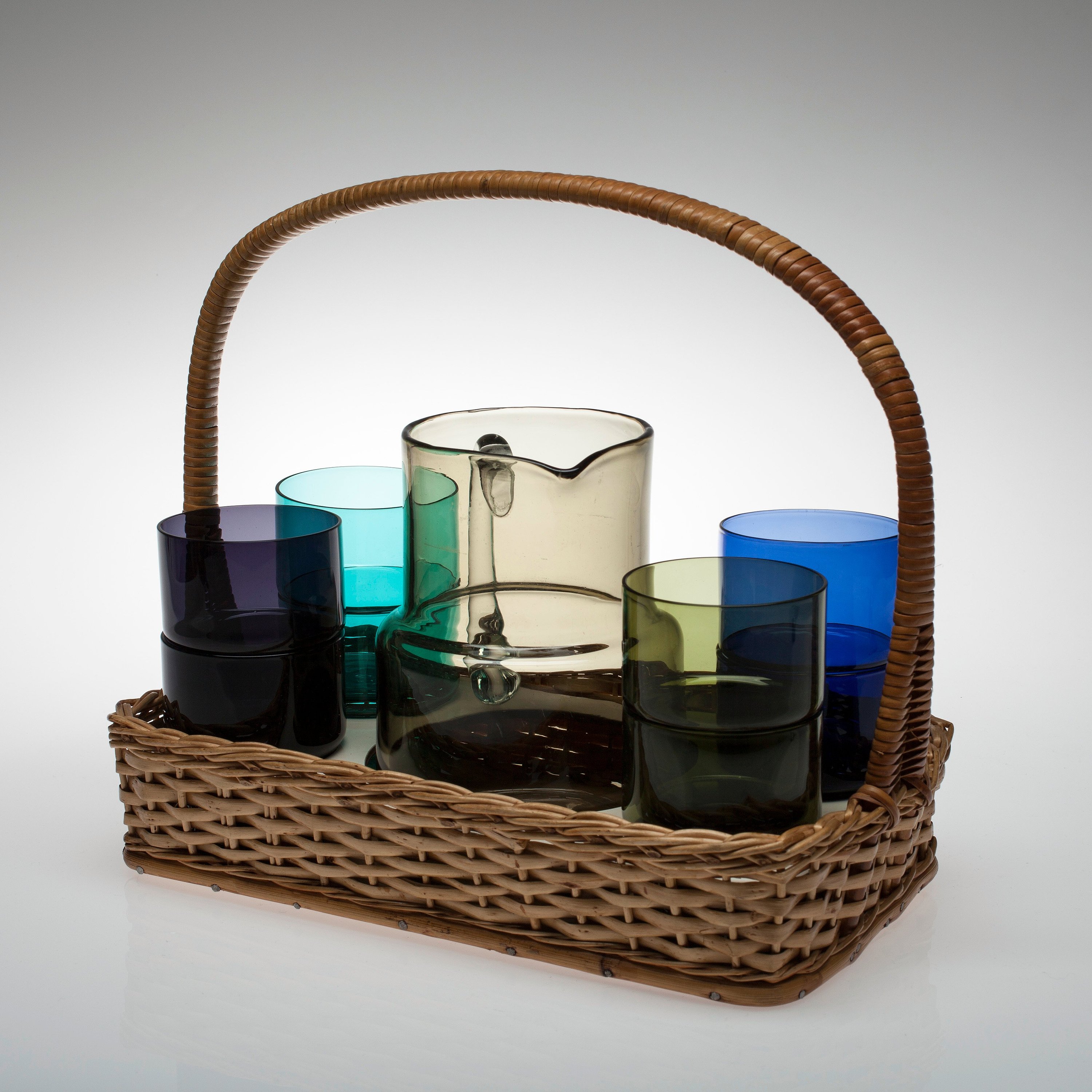 Saara Hopea, A JUICE GLASS SET. - Bukowskis