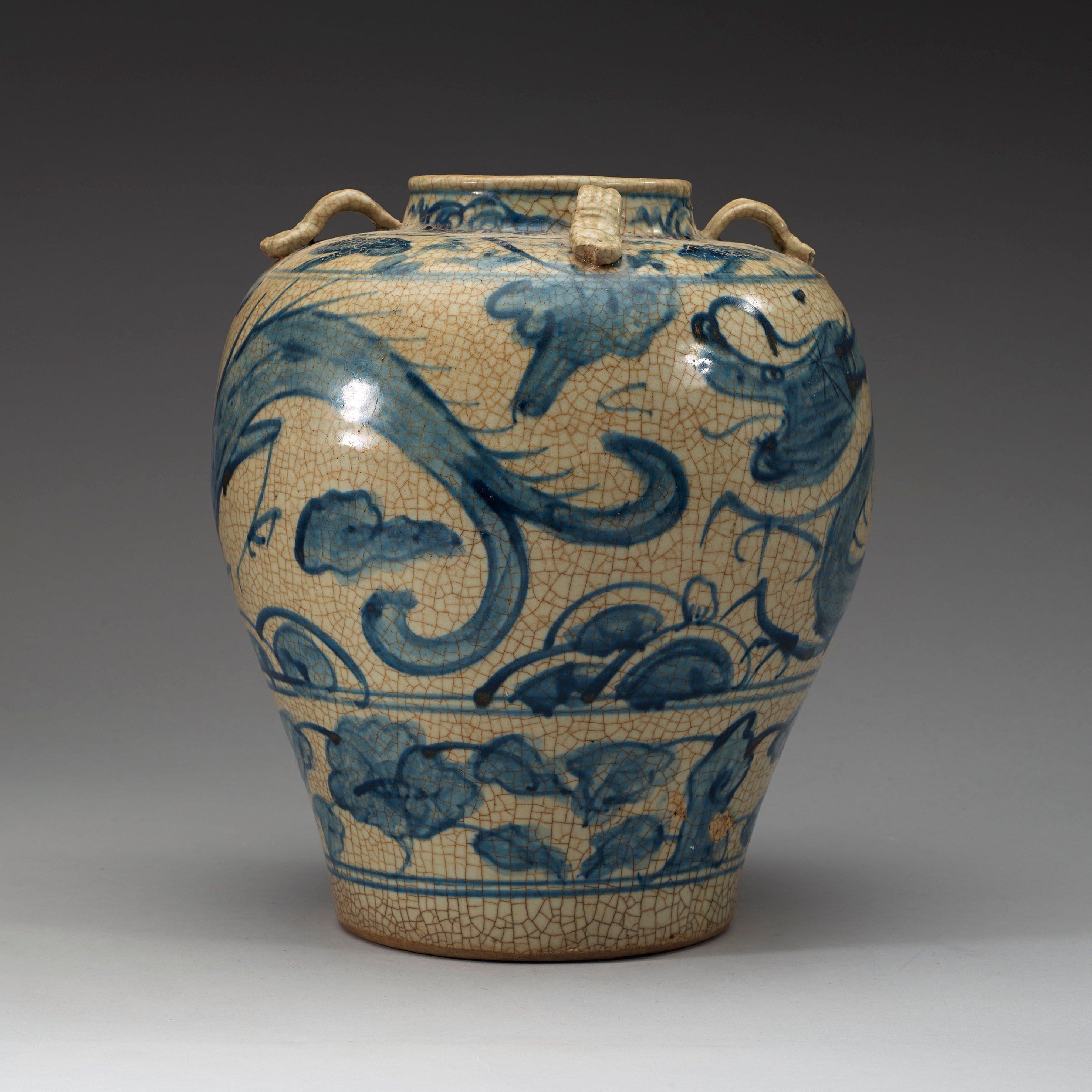 A blue and white jar, Ming dynasty (1368-1643). - Bukowskis