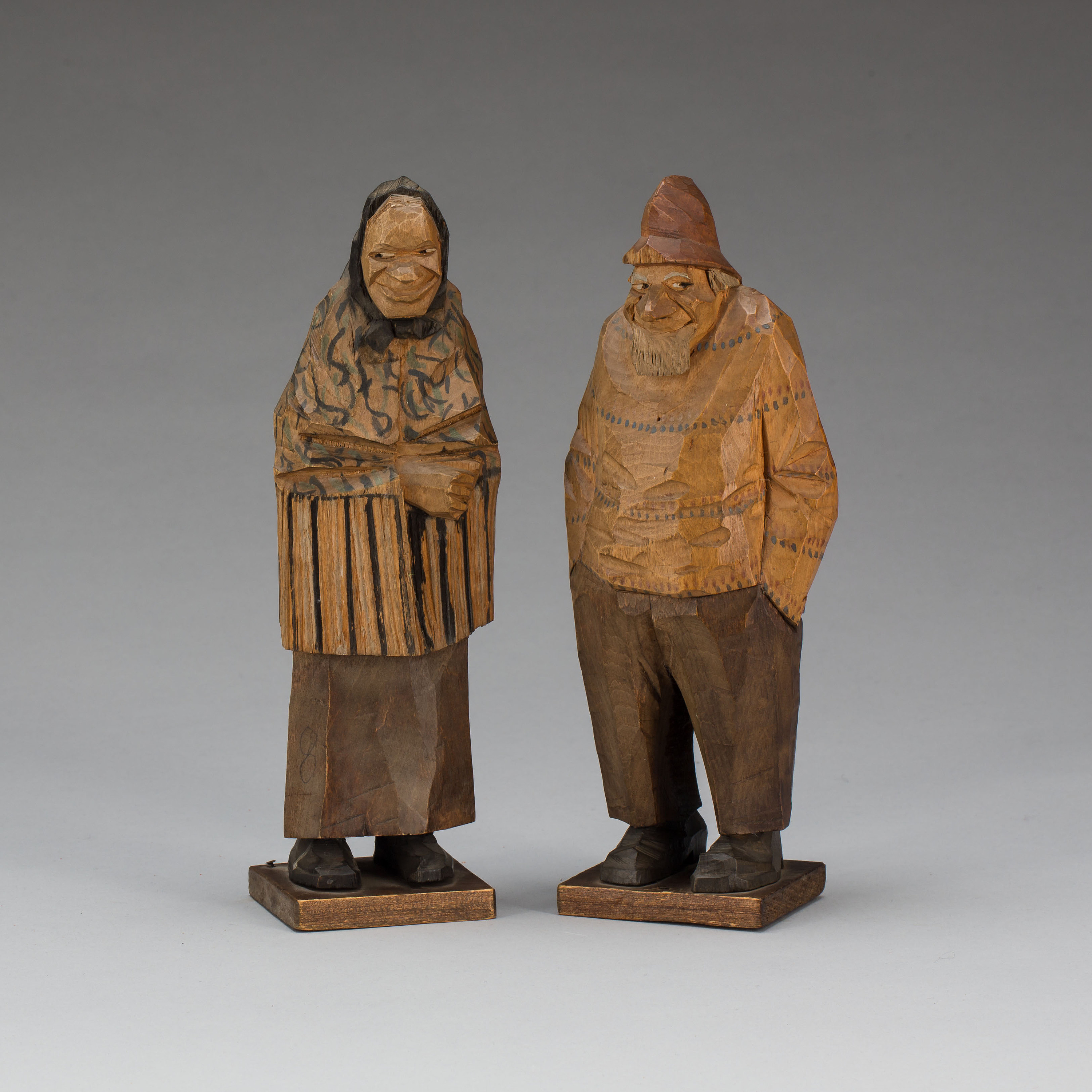 CARL OLOF TRYGG, skulpturer, trä. Signerade och daterade 1925. - Bukowskis