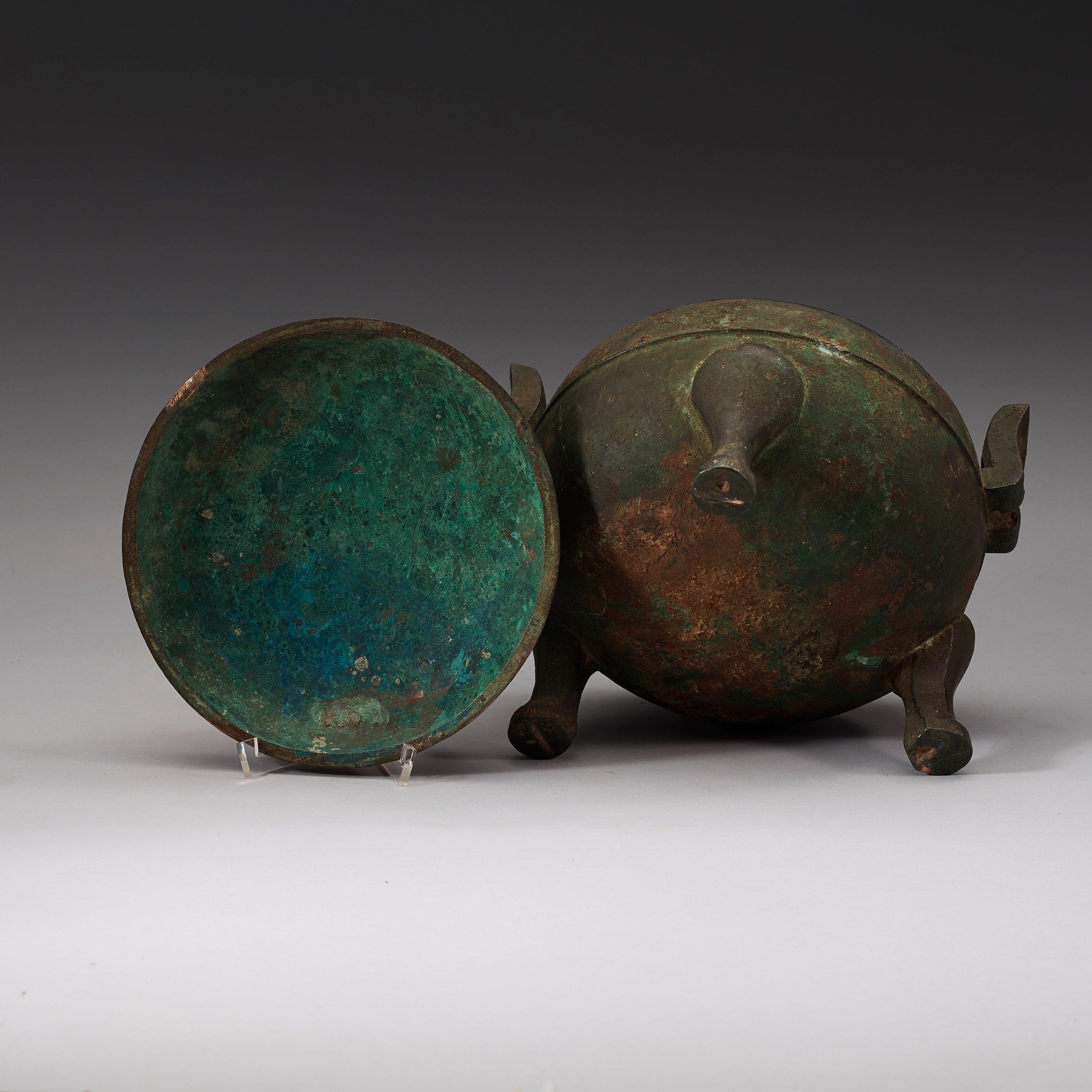 A bronze ding tripod censer with cover, presumably Han dynasty (206 BC ...