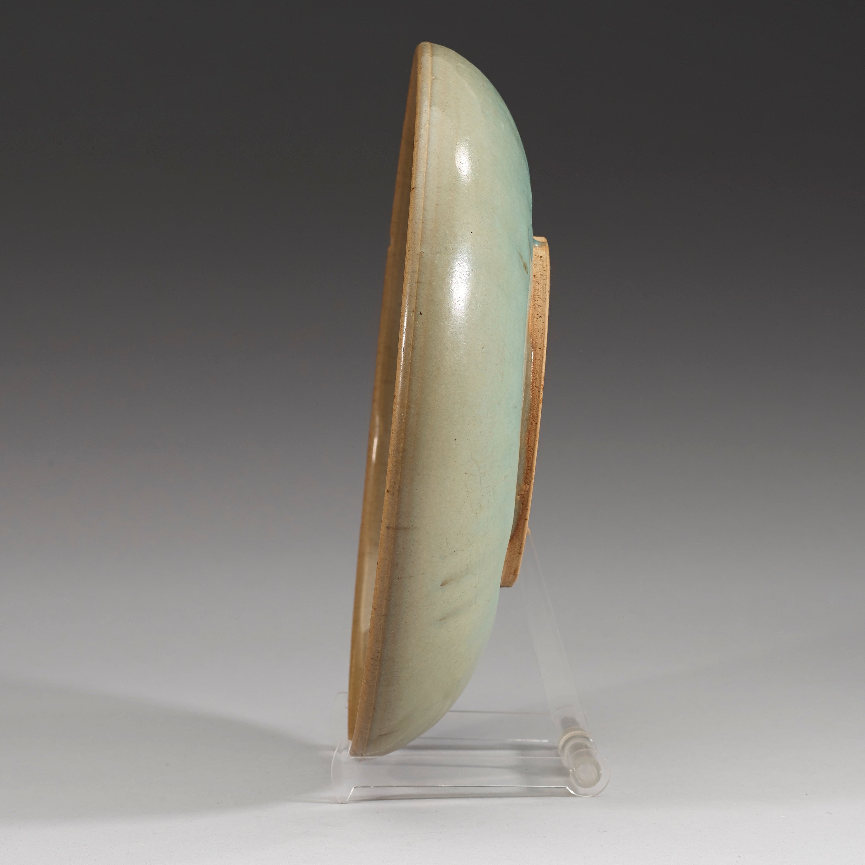 A Jun glazed dish, Yuan dynasty (1271-1368). - Bukowskis