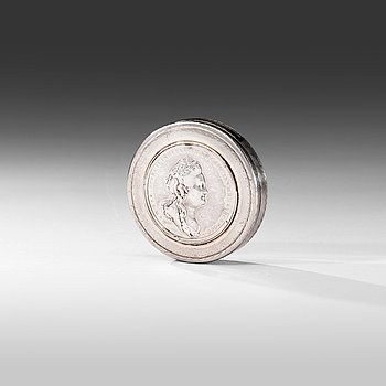 A RUSSIAN SNUFF BOX. РУССКАЯ ТАБАКЕРКА. - Bukowskis