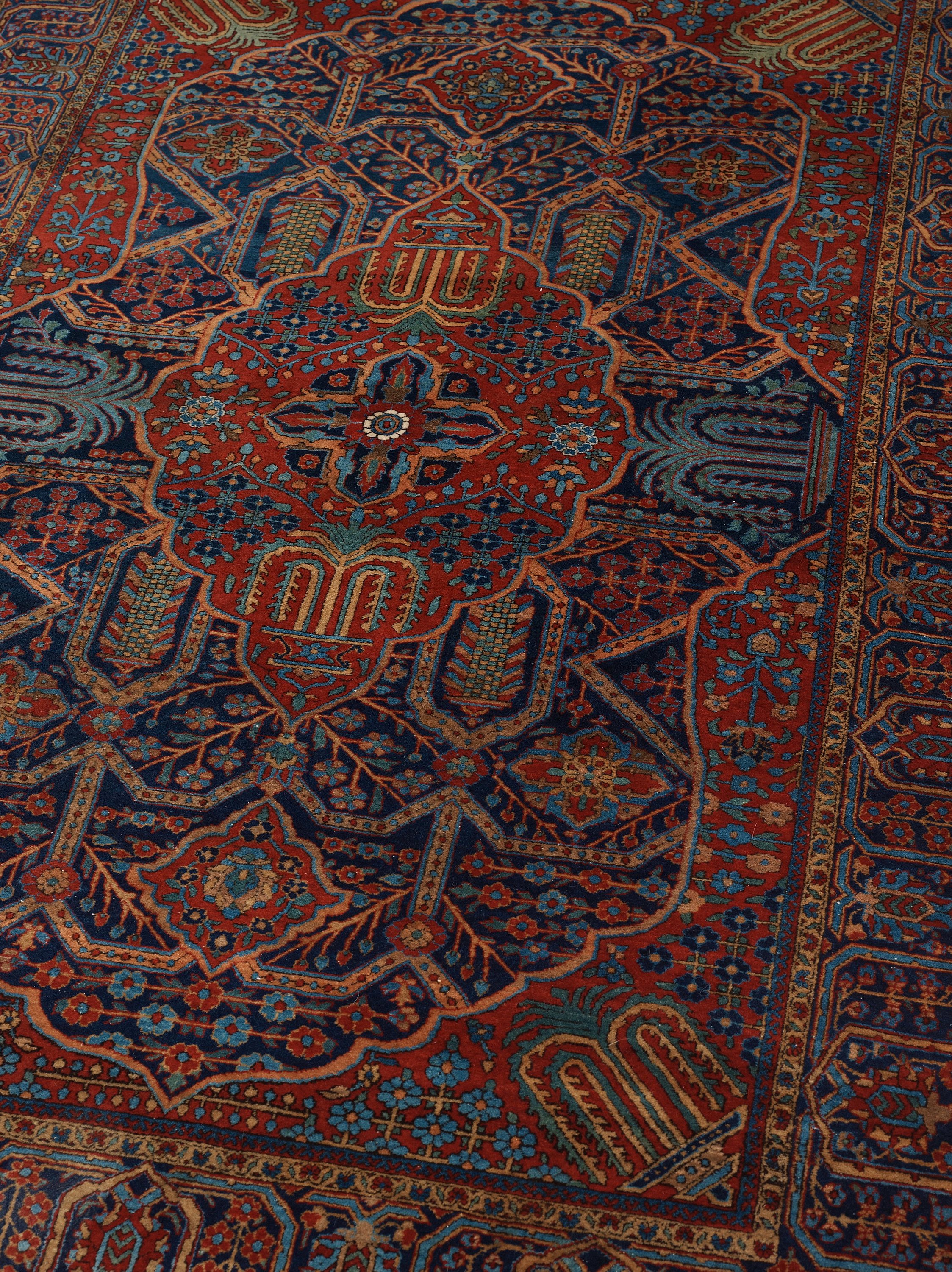 SEMI-ANTIQUE KASHAN A SO CALLED MOTACHEM. 201,5 x 134 cm. - Bukowskis