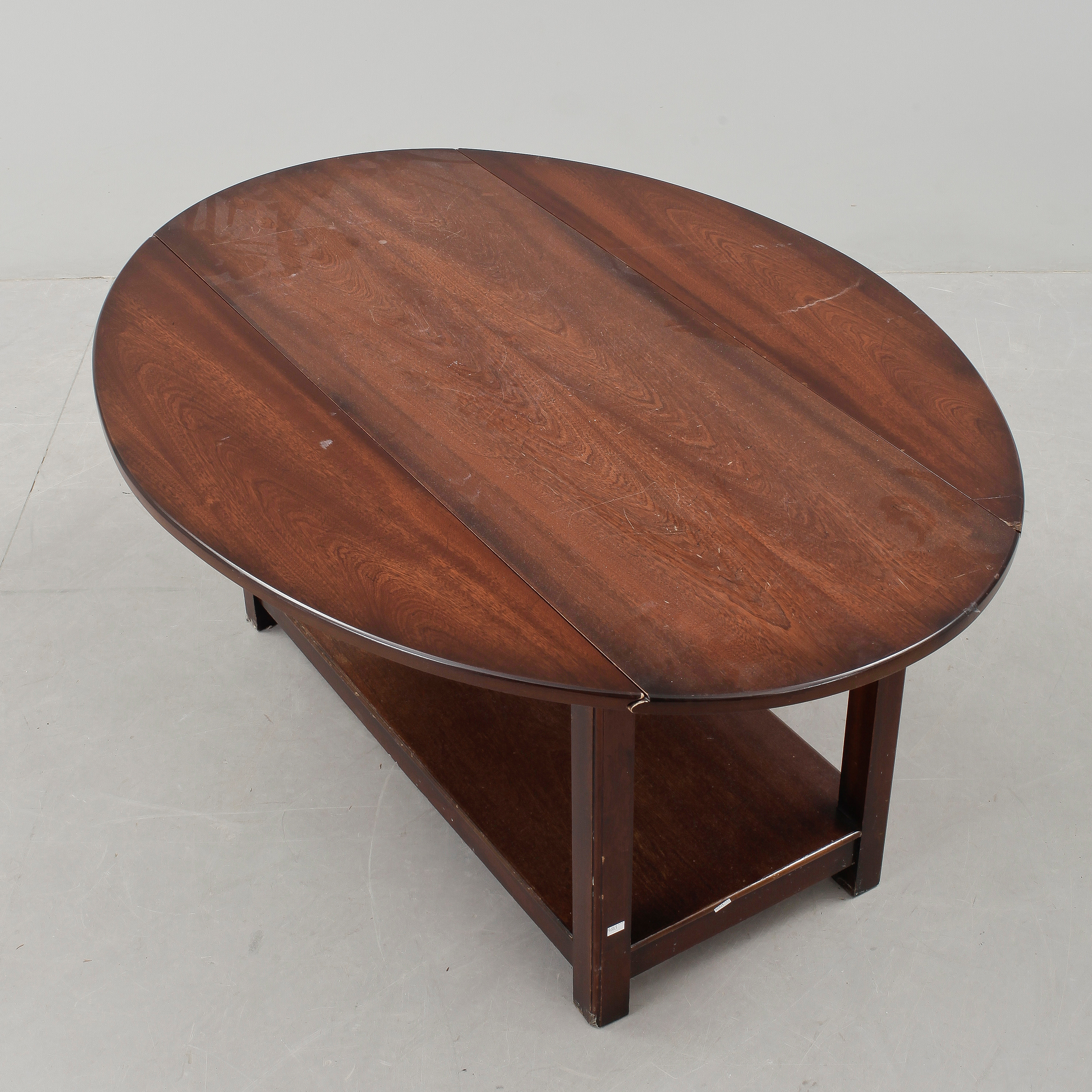 KLAFFBORD, Engelsk stil, s.k. Hunters table, 1900-tal. - Bukowskis