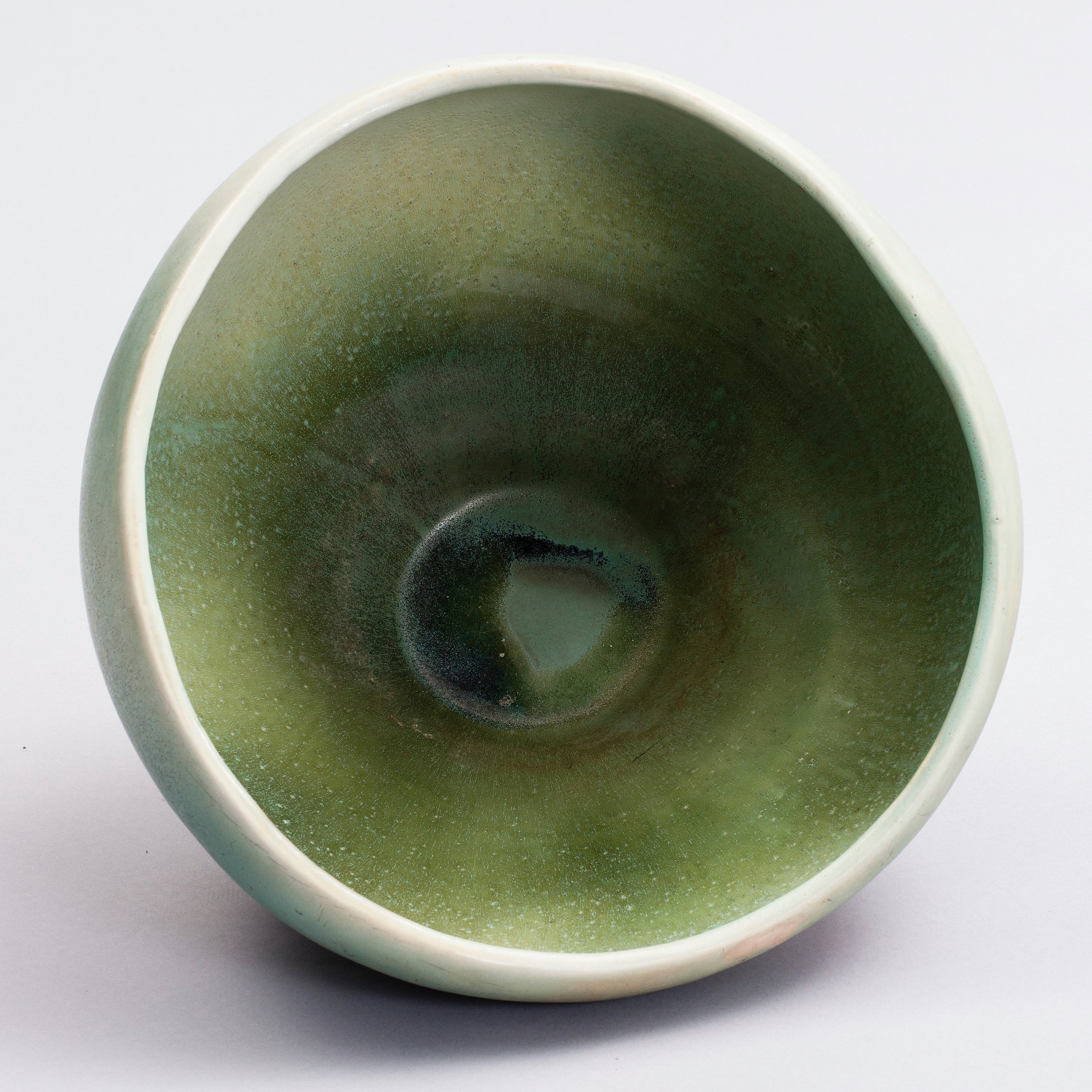 Toini Muona, A CERAMIC BOWL. - Bukowskis