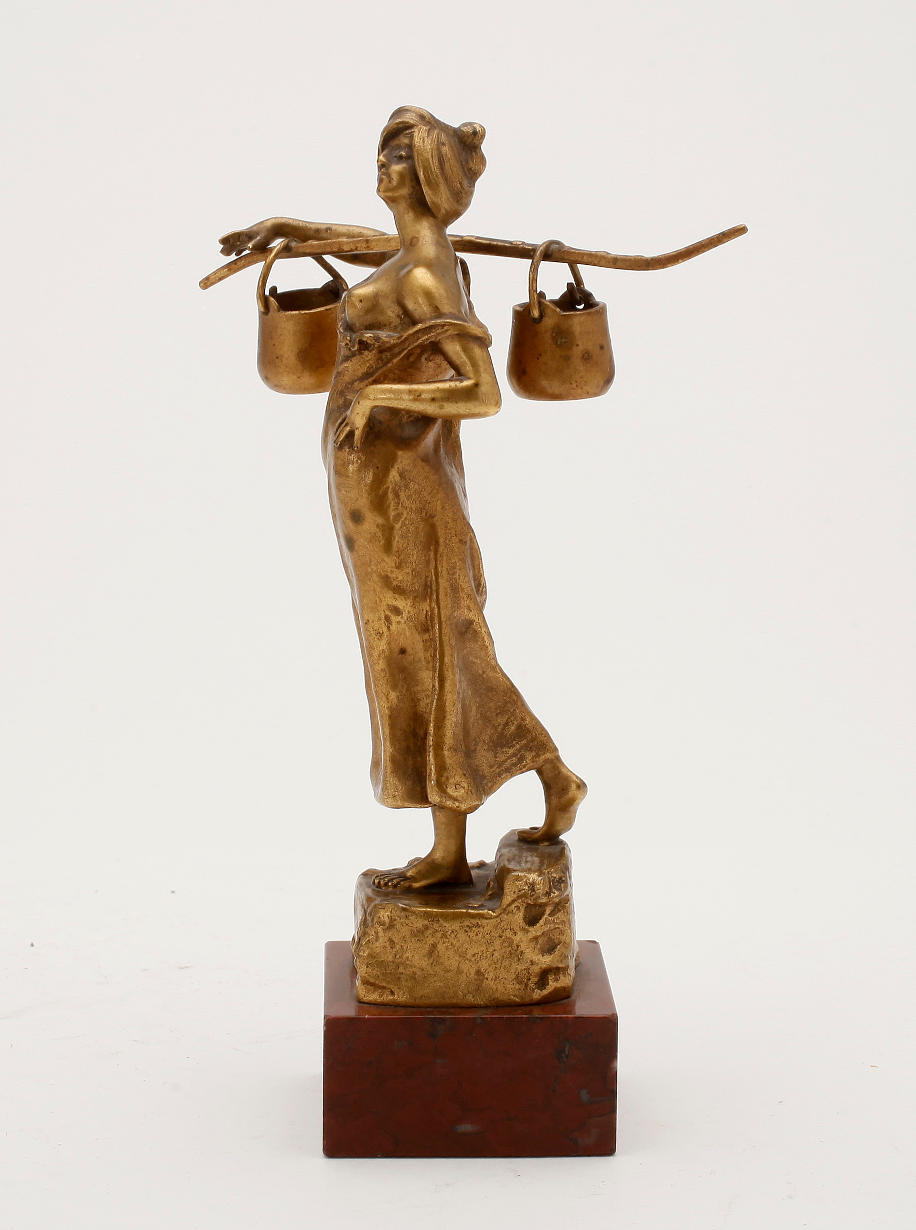 ALPHONSE EMMANUEL DE MONCEL DE PERRIN, "Die Wasserträgerin", skulptur ...