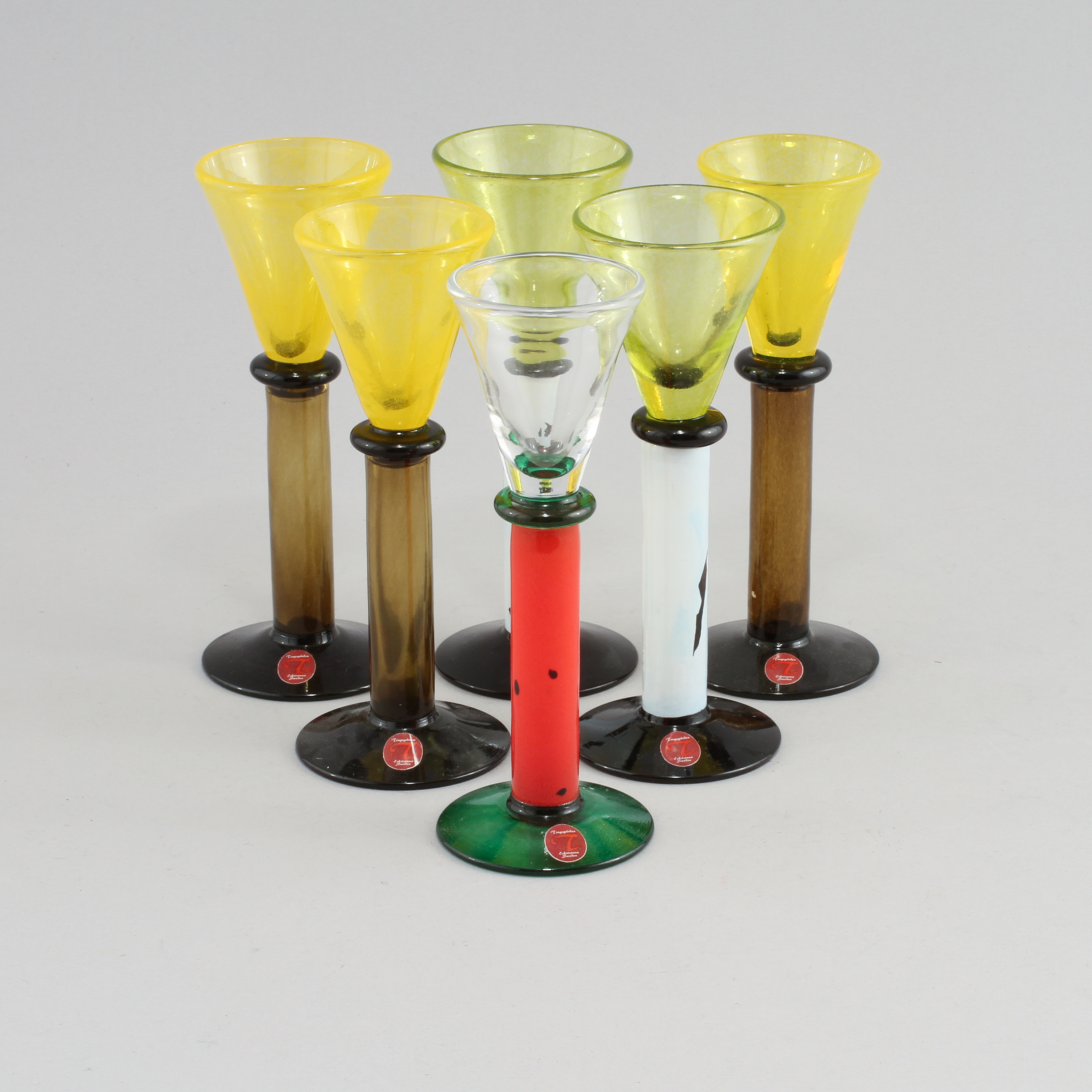 SNAPSGLAS, 6 st, Margareta Hennix, Tingsgården, 2000-tal. - Bukowskis