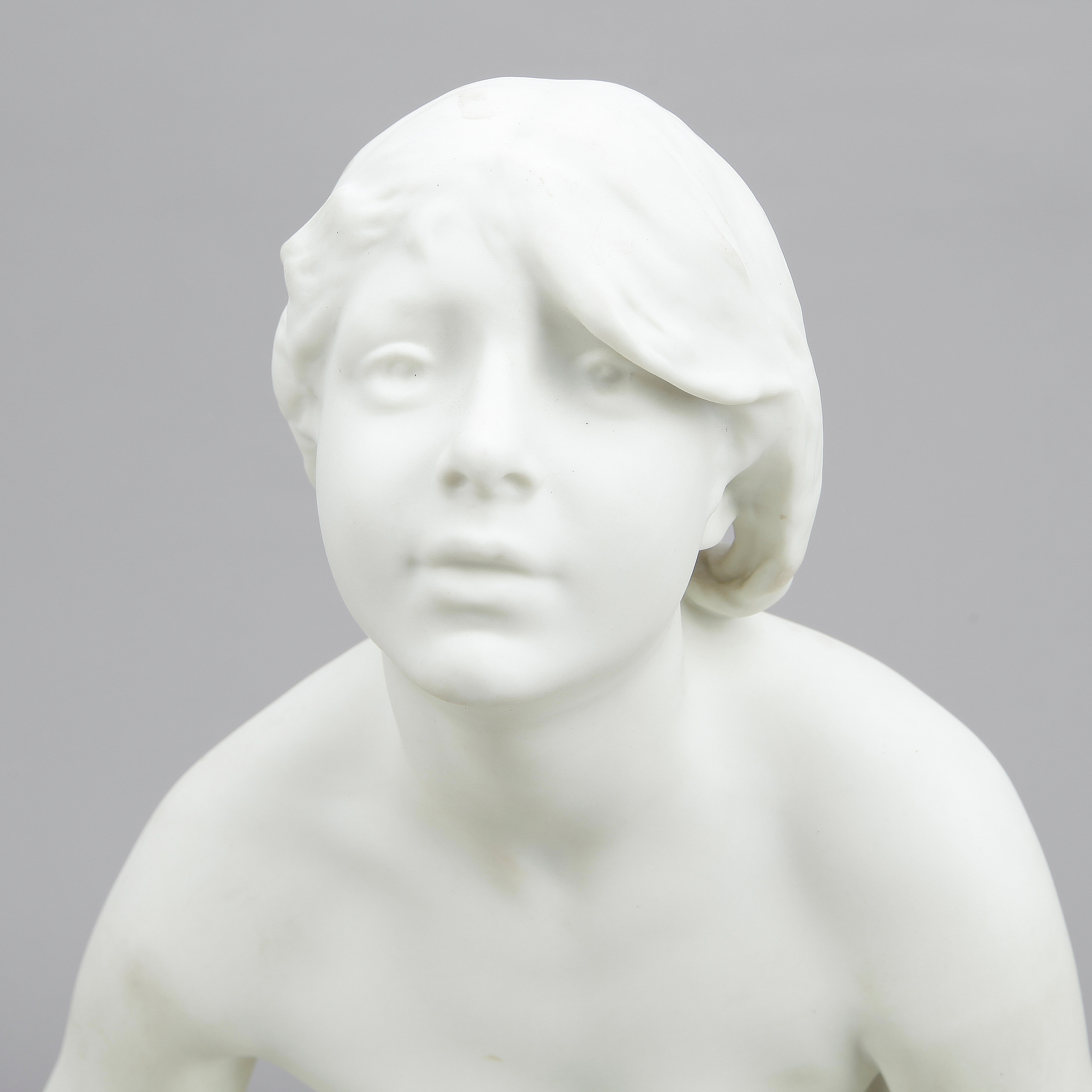FIGURIN, parian, Per Hasselberg, Gustavsberg. - Bukowskis