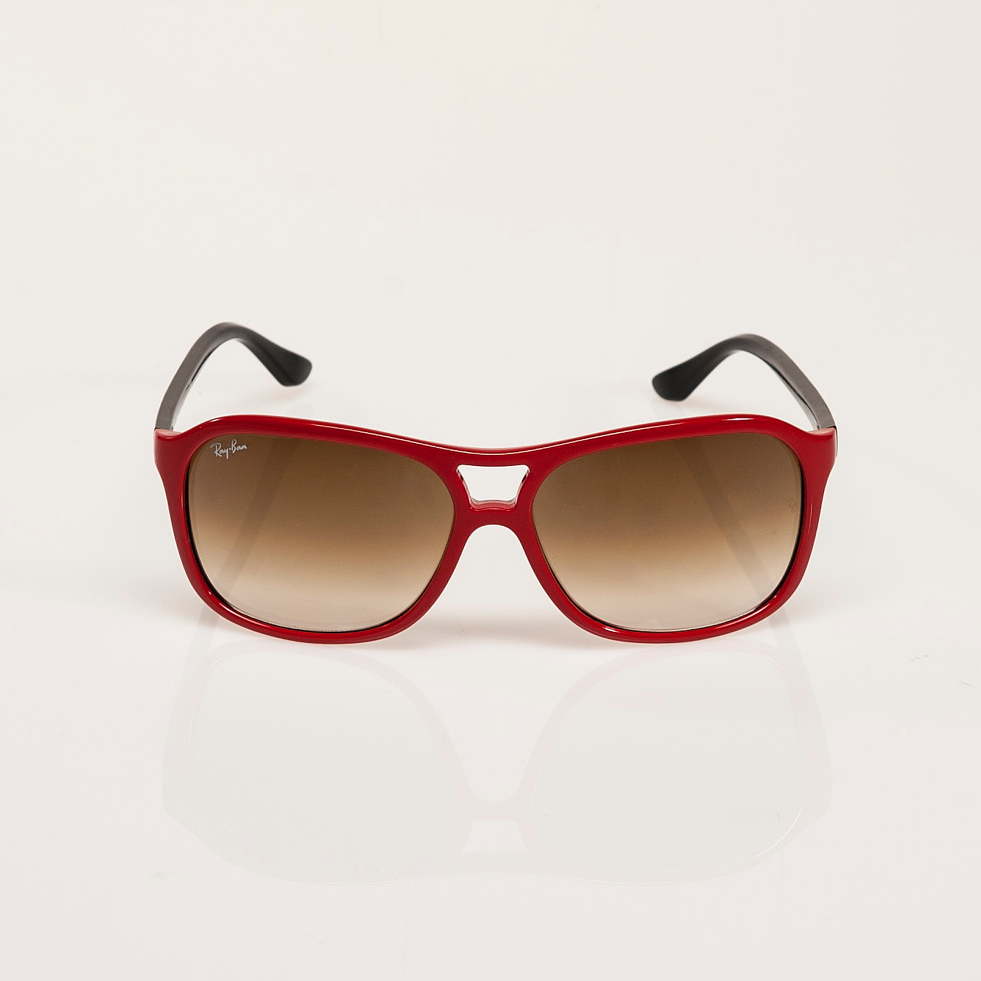 SOLGLASÖGON, "4128", Ray-Ban. - Bukowskis