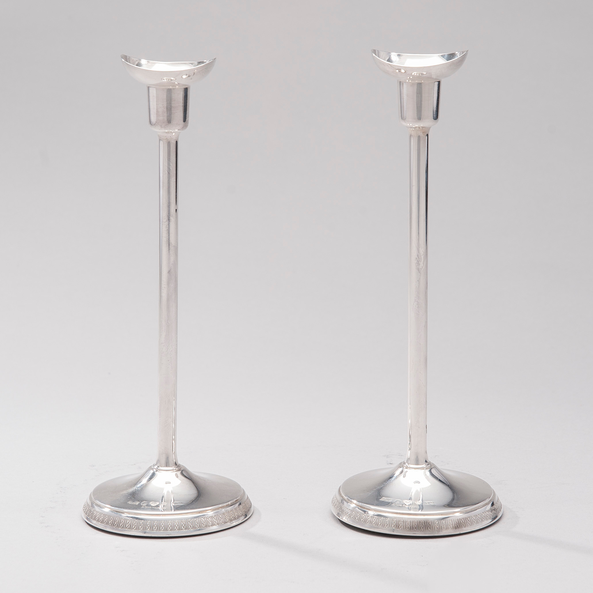 LJUSSTAKAR, ett par, silver, Ainar Axelsson för GAB, Stockholm 1966 ...