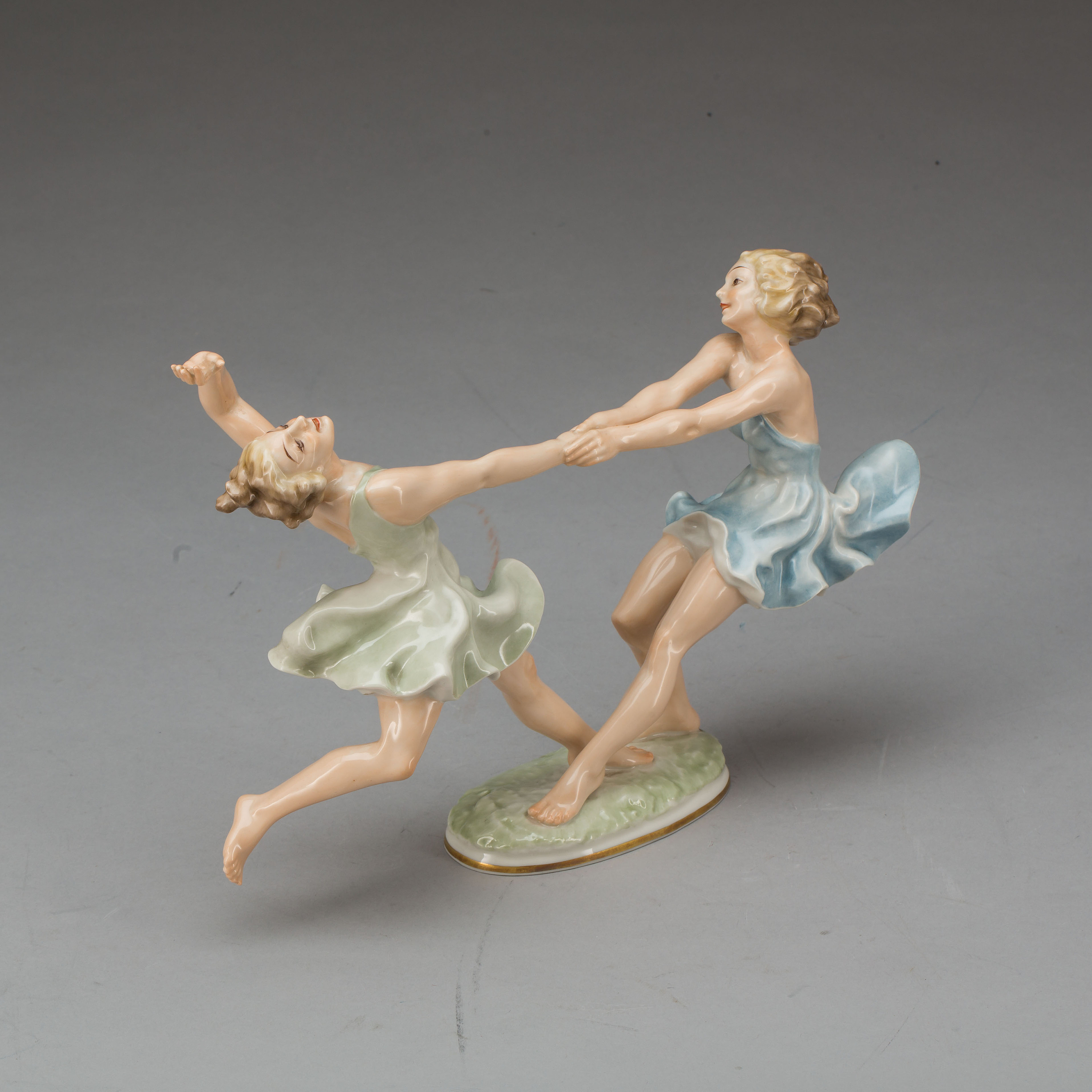 FIGURIN, porslin. Hutschenreuther, Tyskland, Karl Tutter. - Bukowskis