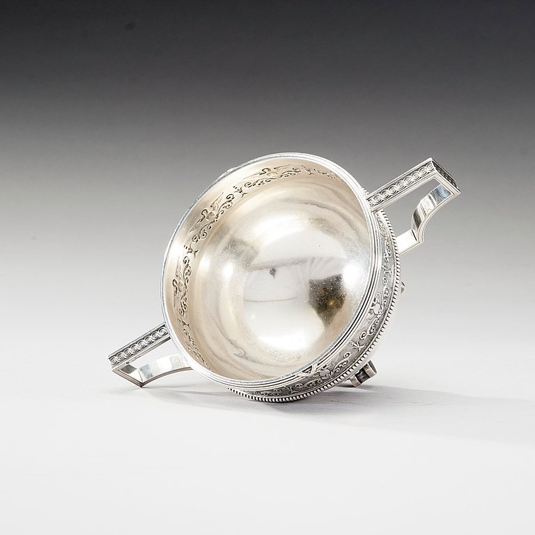 A FABERGÉ SILVER BOWL. - Bukowskis