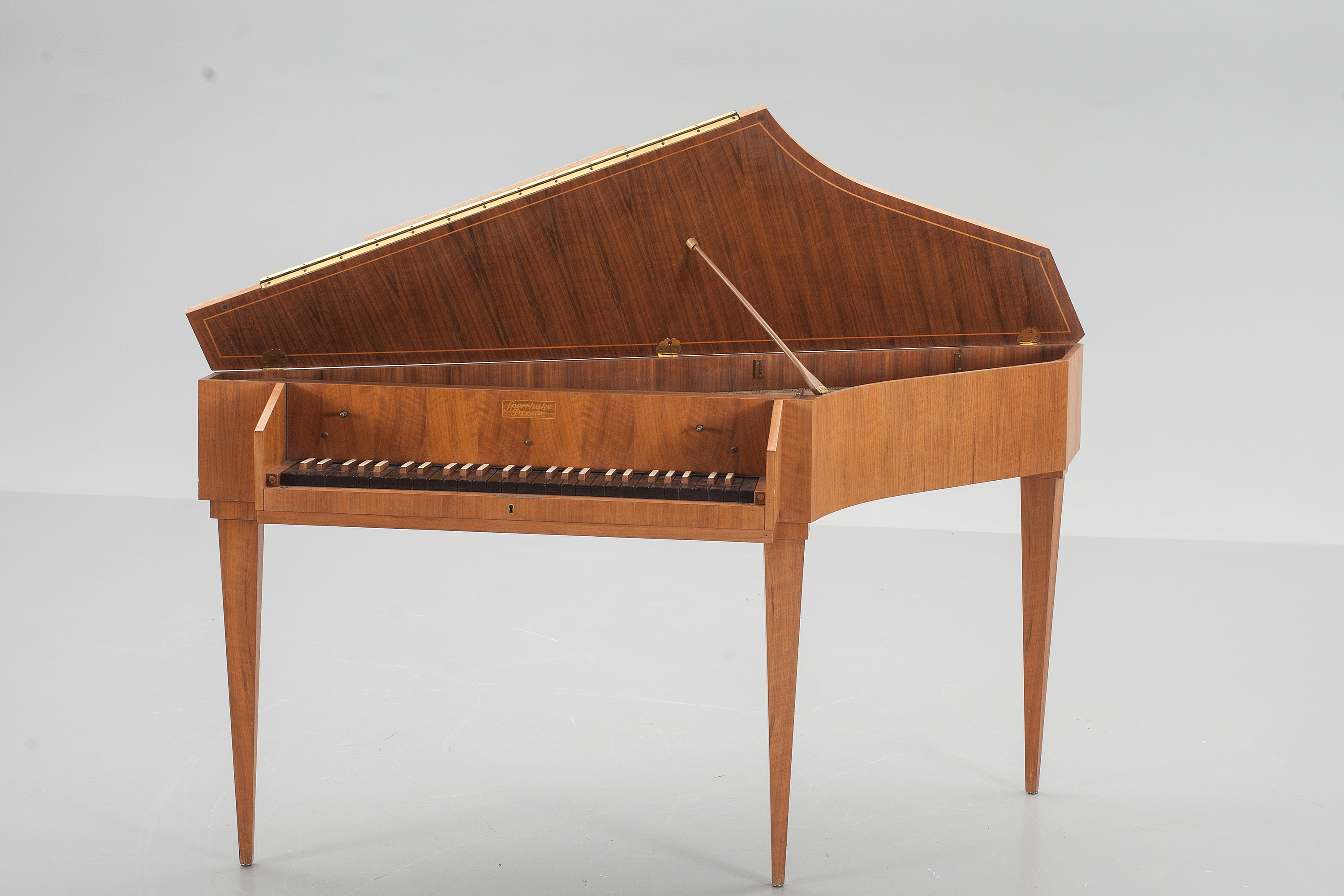 SPINETT, Sperrhake Passau, 1900-tal. - Bukowskis