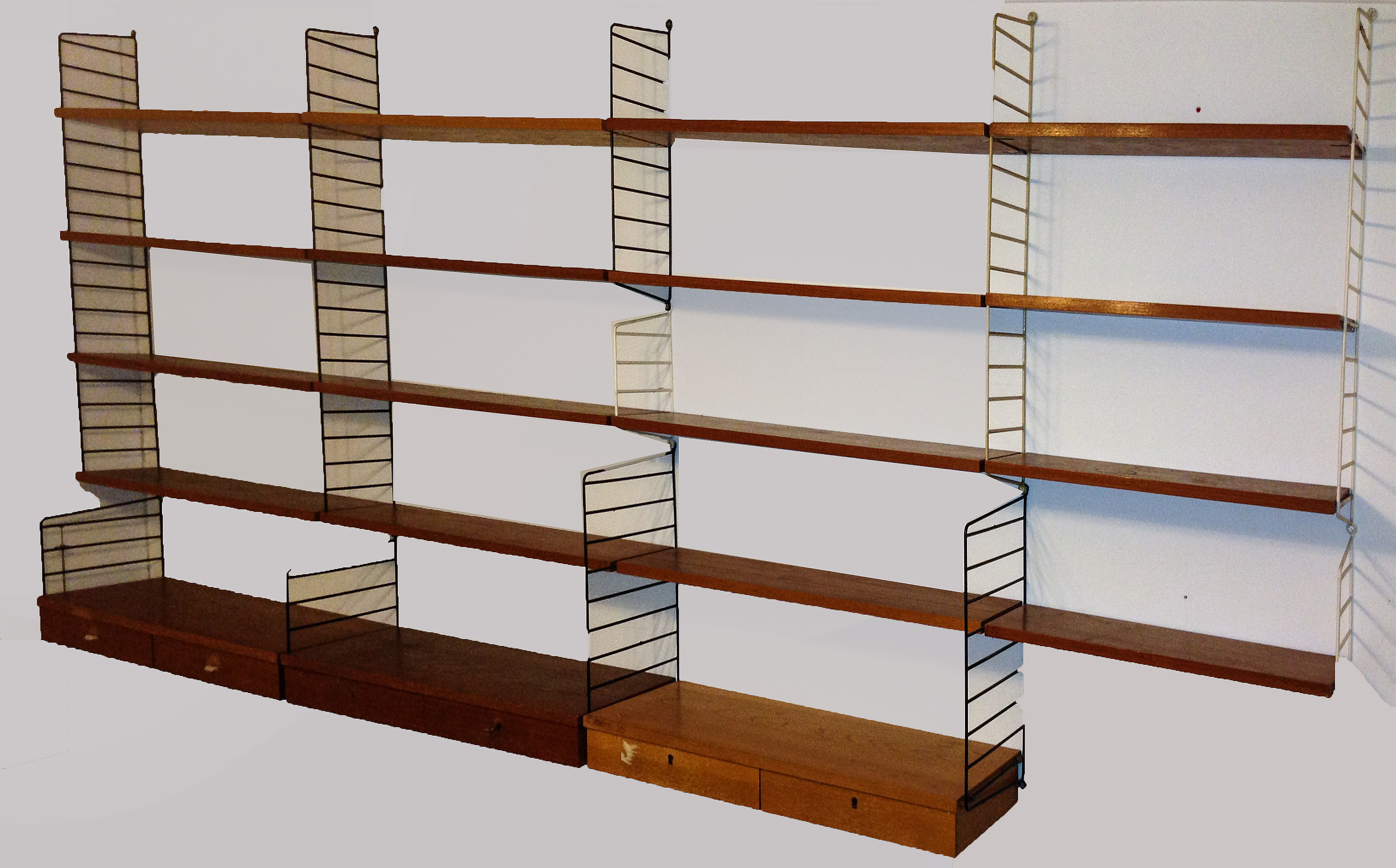 STRINGHYLLOR, Nisse Strinning för String Design AB, 1900-talets andra ...