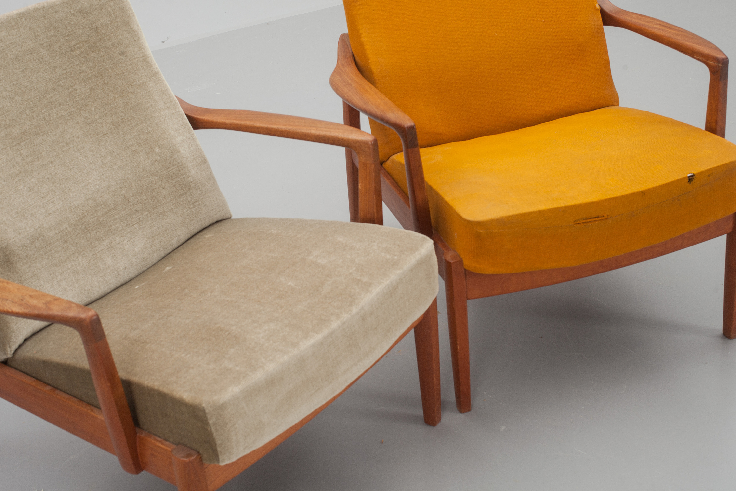 KARMSTOLAR, ett par. Edward Kindt Larsen, France & son, Danmark, 1950 ...